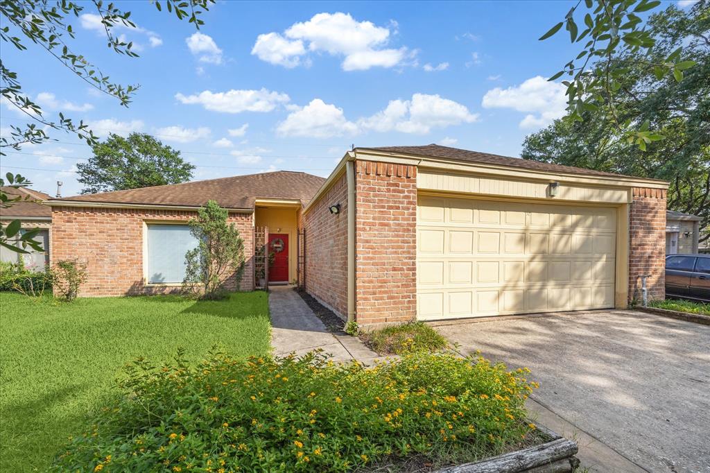 1939 Ash Meadow Dr, Houston, TX 77090 - MLS 29023135 - Coldwell Banker
