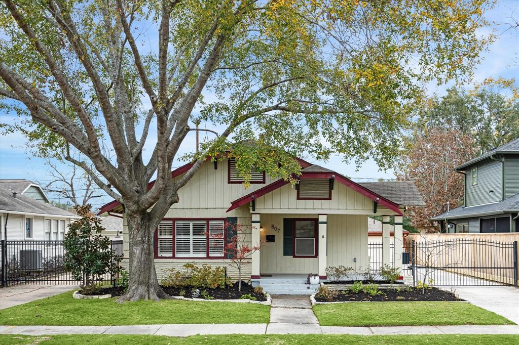 807 Key St, Houston, TX 77009 - MLS 29192842 - Coldwell Banker