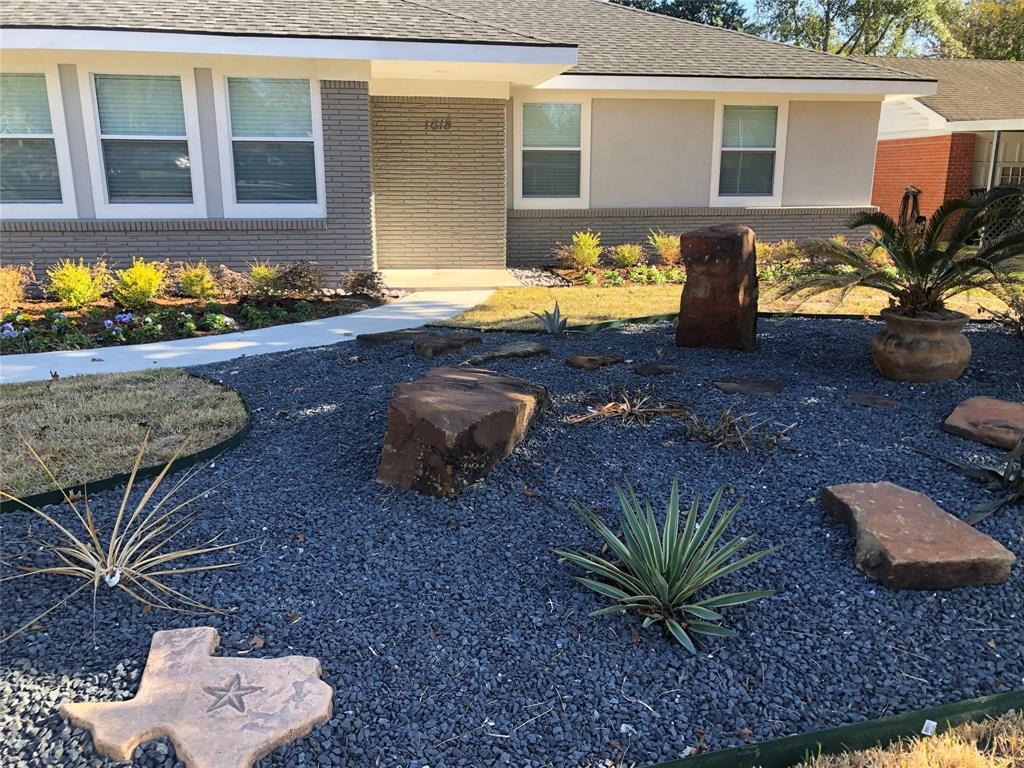 1618 Longacre Dr, Houston, TX 77055 - MLS 2927934 - Coldwell Banker