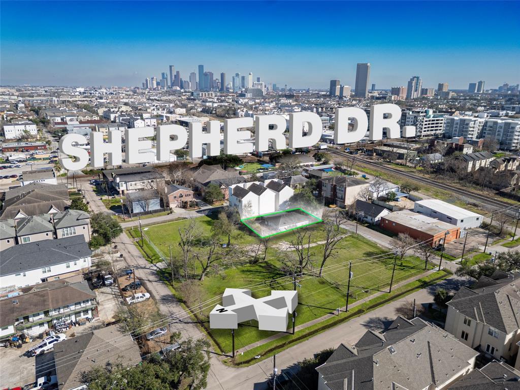 5006 Maxie St, Houston, TX 77007 - MLS 44845895 - Coldwell Banker