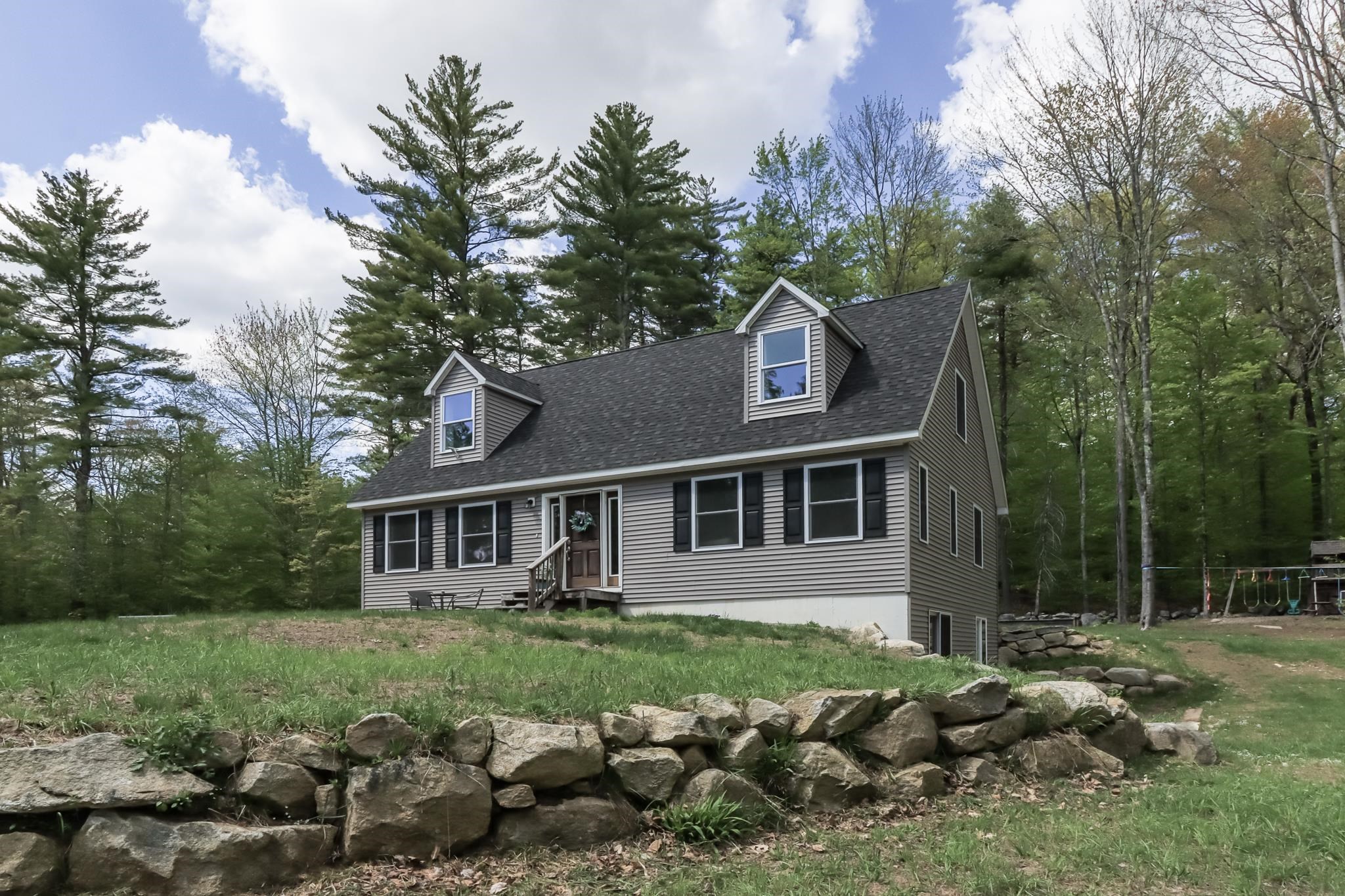 339 Mont Vernon Rd, New Boston, NH 03070 - MLS 4952706 - Coldwell Banker