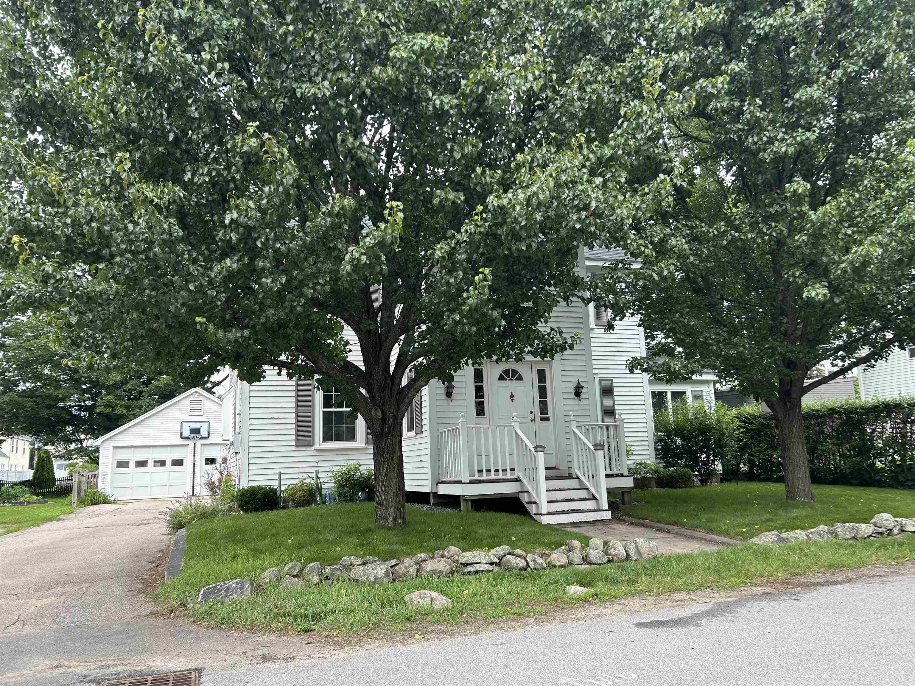 9 Parker St, Exeter, NH 03833 - MLS 4960041 - Coldwell Banker