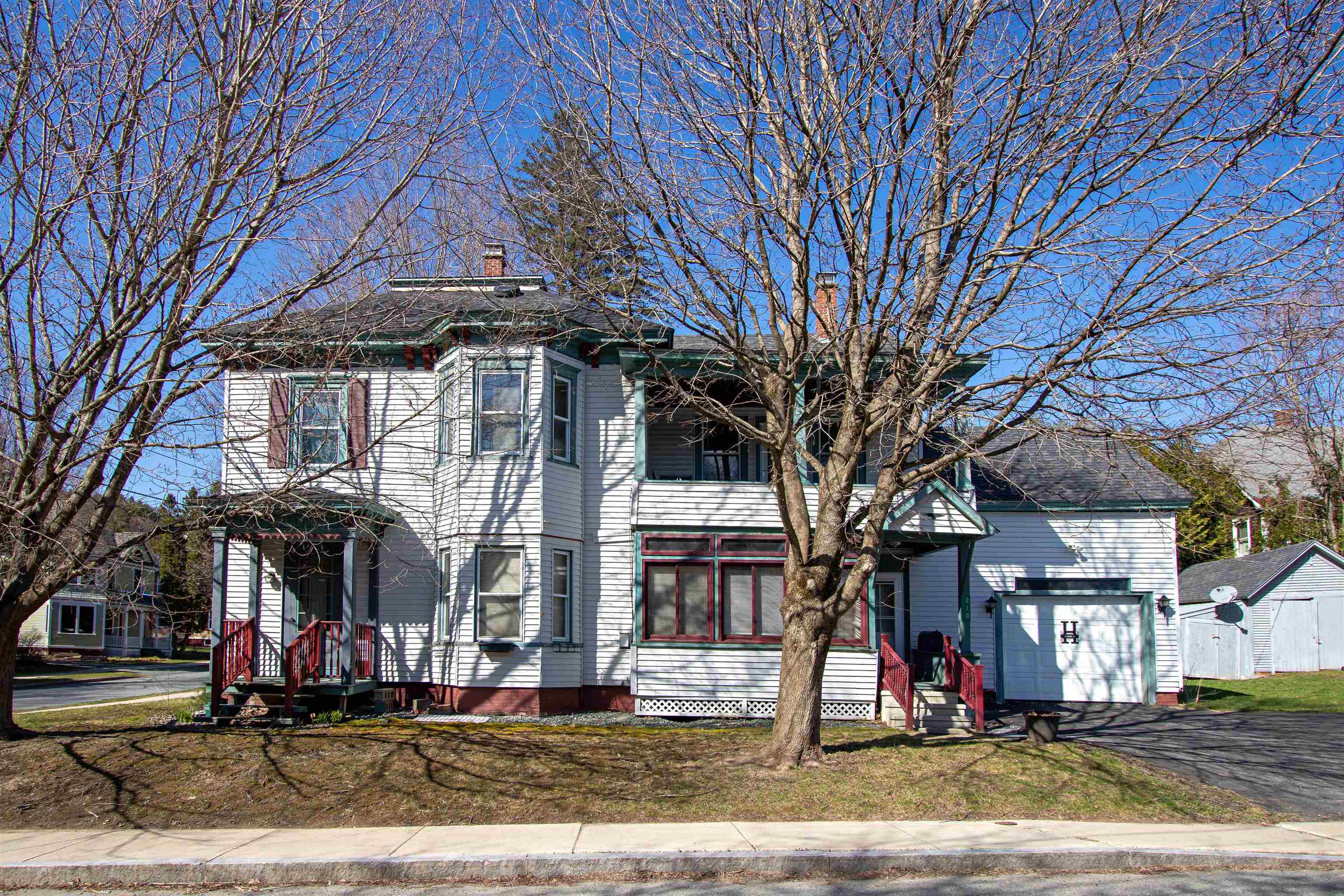 210 Winter St, St. Johnsbury, VT 05819 - MLS 5038245 - Coldwell Banker