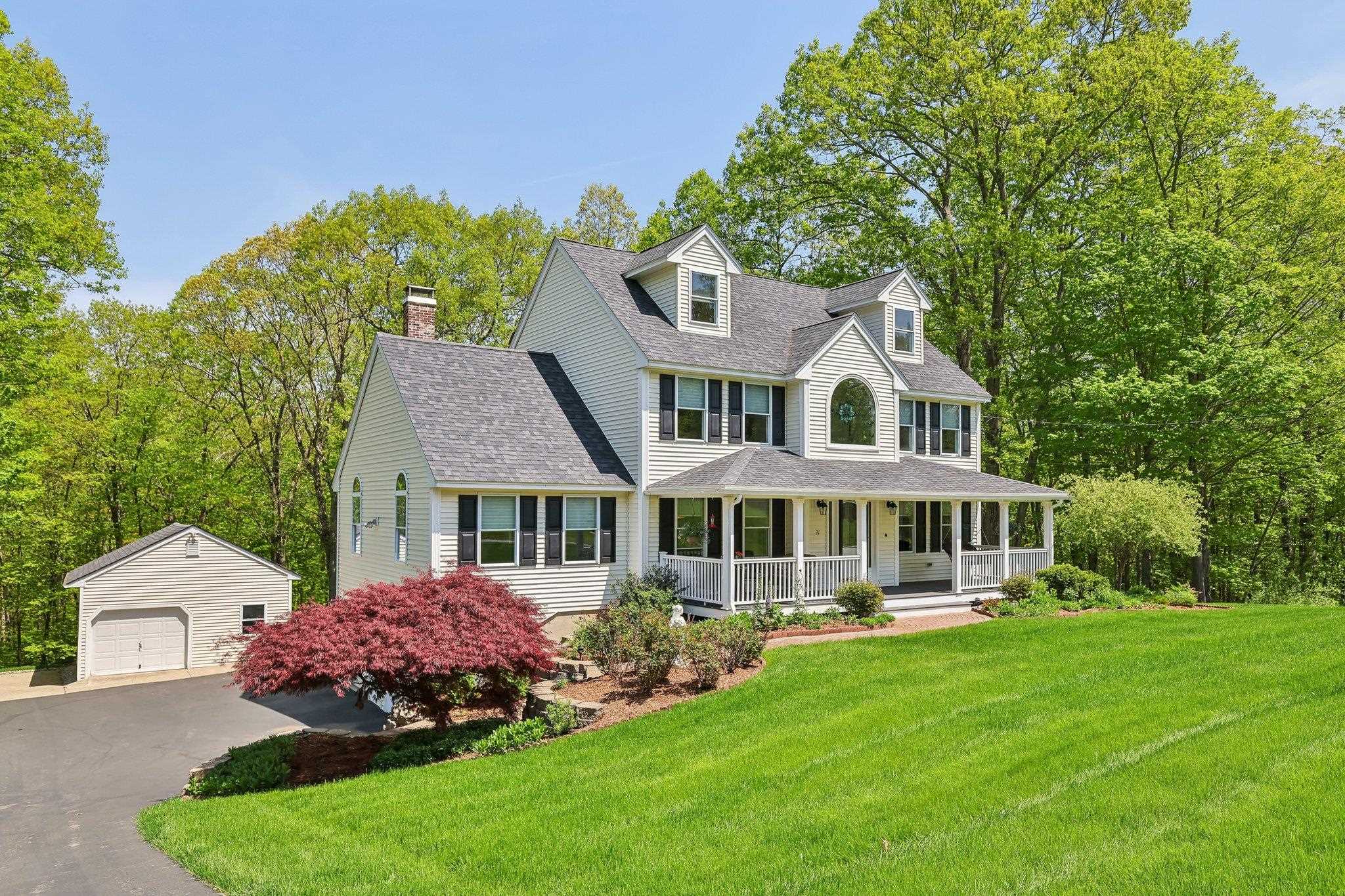 21 Cottonwood Rd, Plaistow, NH 03865 - MLS 5040975 - Coldwell Banker