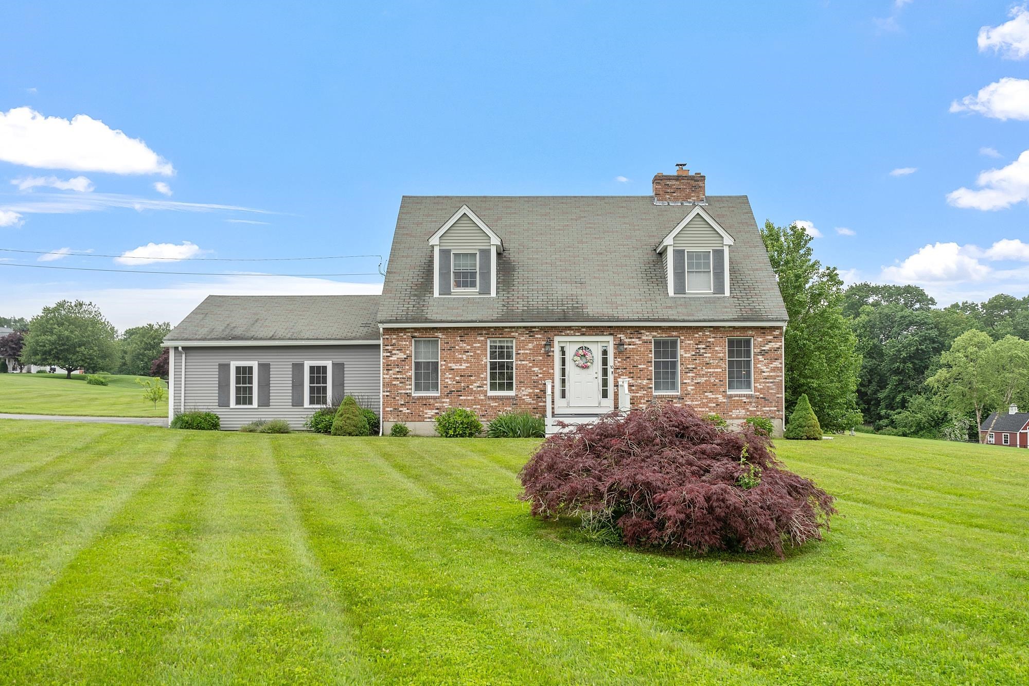 10 Jeremy Hill Rd, Pelham, NH 03076 - MLS 5045908 - Coldwell Banker