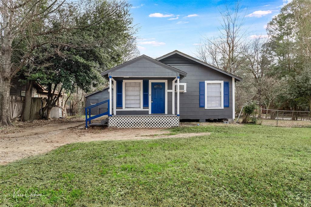 7041 Karen, Shreveport, LA 71108 - MLS 20235851 - Coldwell Banker