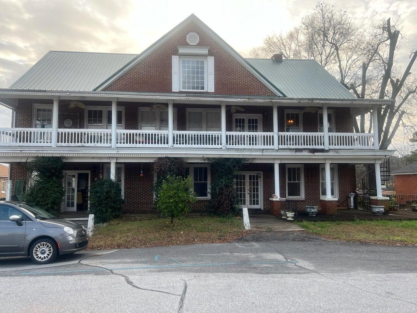 127 S Main St, McCormick, SC 29835 - MLS 514342 - Coldwell Banker