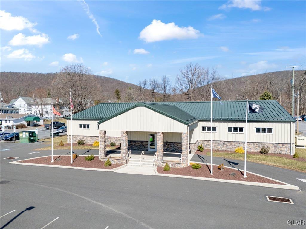 111 N Broadway, Wind Gap Boro, PA 18091 - MLS 754211 - Coldwell Banker