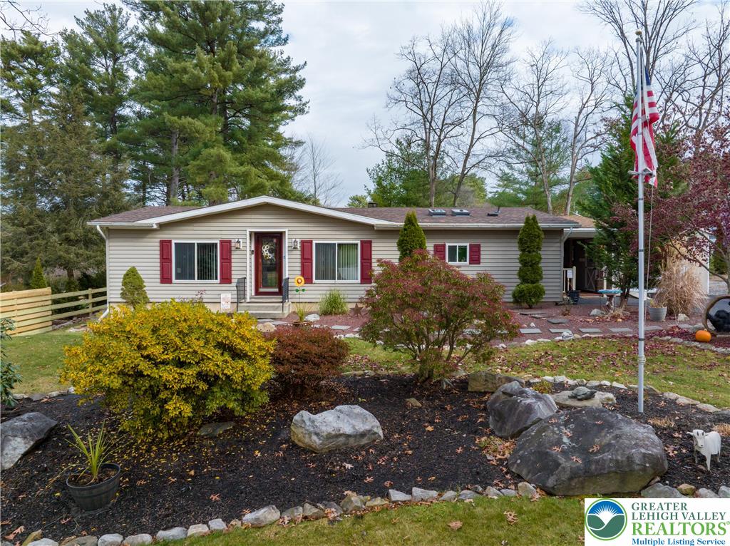 270 Craig St, Lower Towamensing Tp, PA 18071 - MLS 768581 - Coldwell Banker