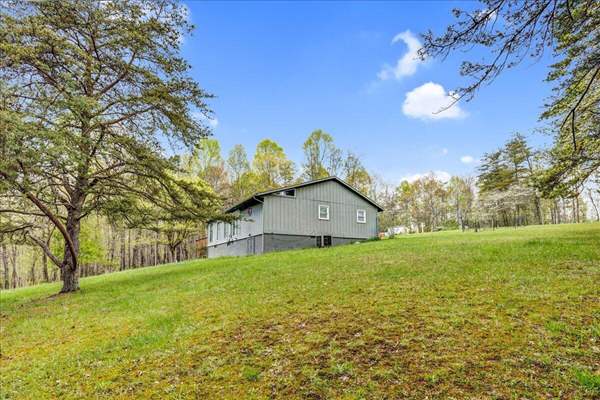 Hide-A-Way Hills, OH Homes For Sale & Real Estate