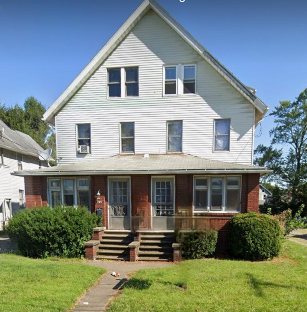 241 Sexton St, Struthers, OH 44471 - MLS 225008654 - Coldwell Banker