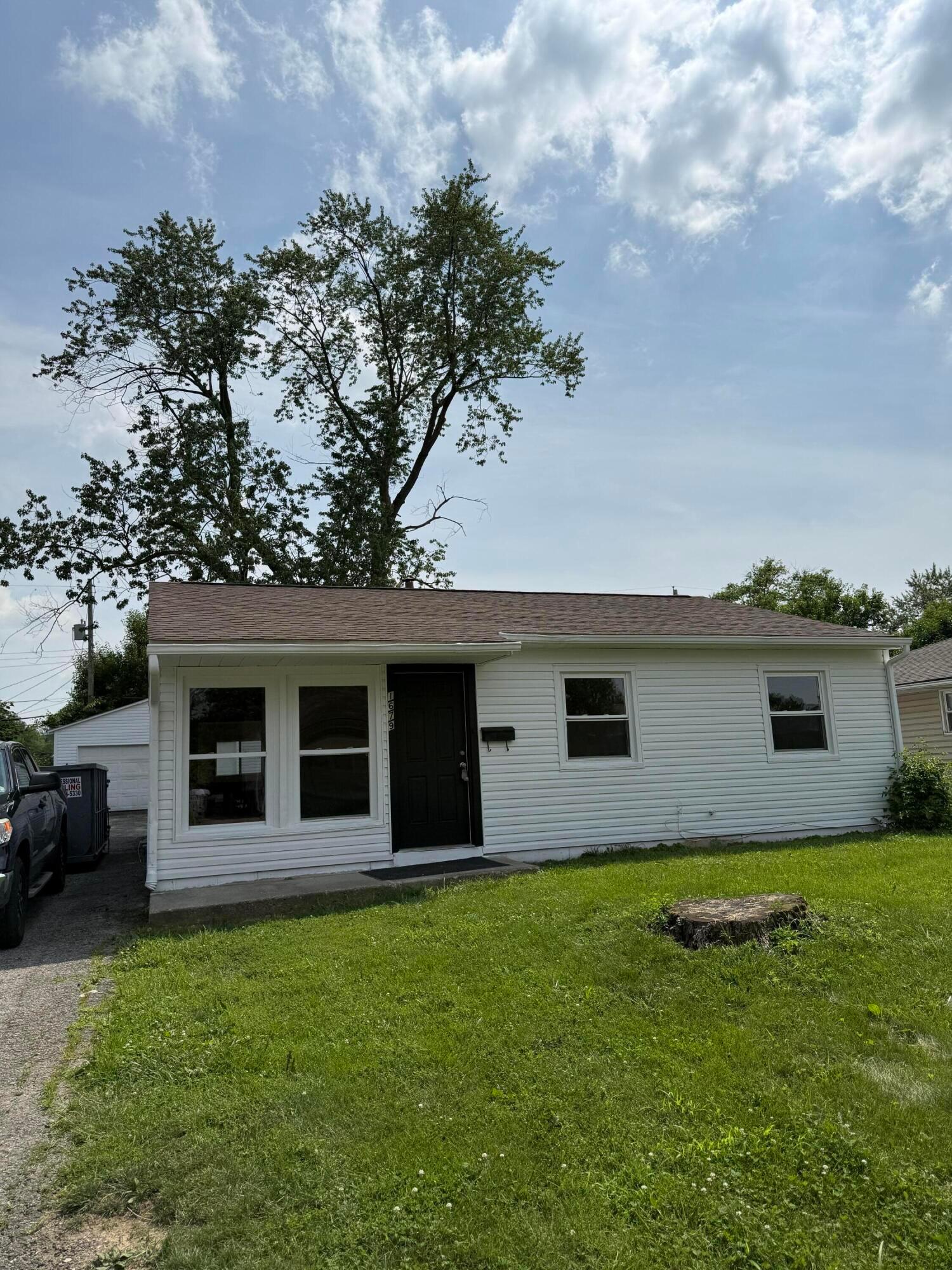 1679 Burley Dr, Columbus, OH 43207 - MLS 225026784 - Coldwell Banker