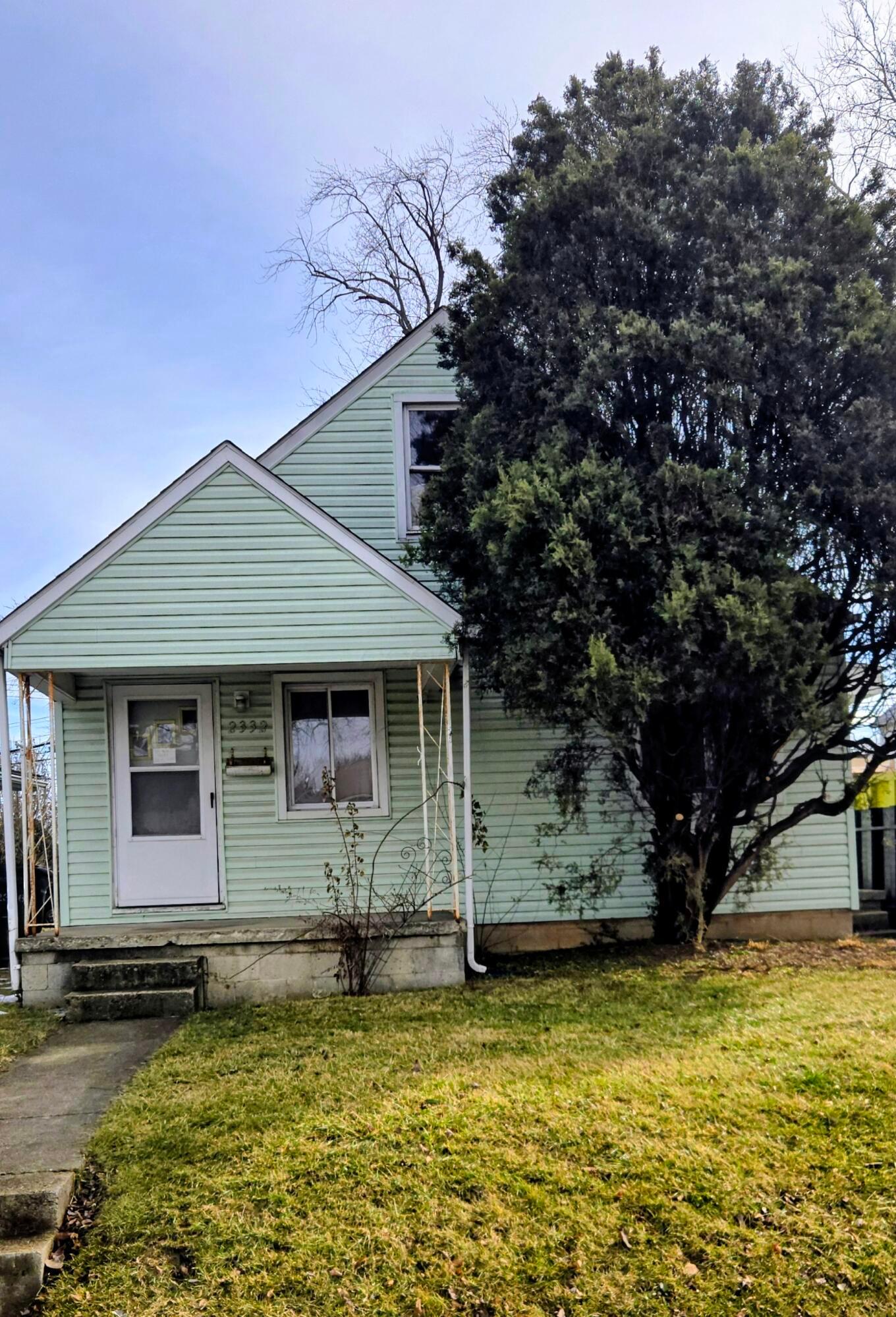 2332 Hamilton Ave, Columbus, OH 43211 - MLS 226004712 - Coldwell Banker