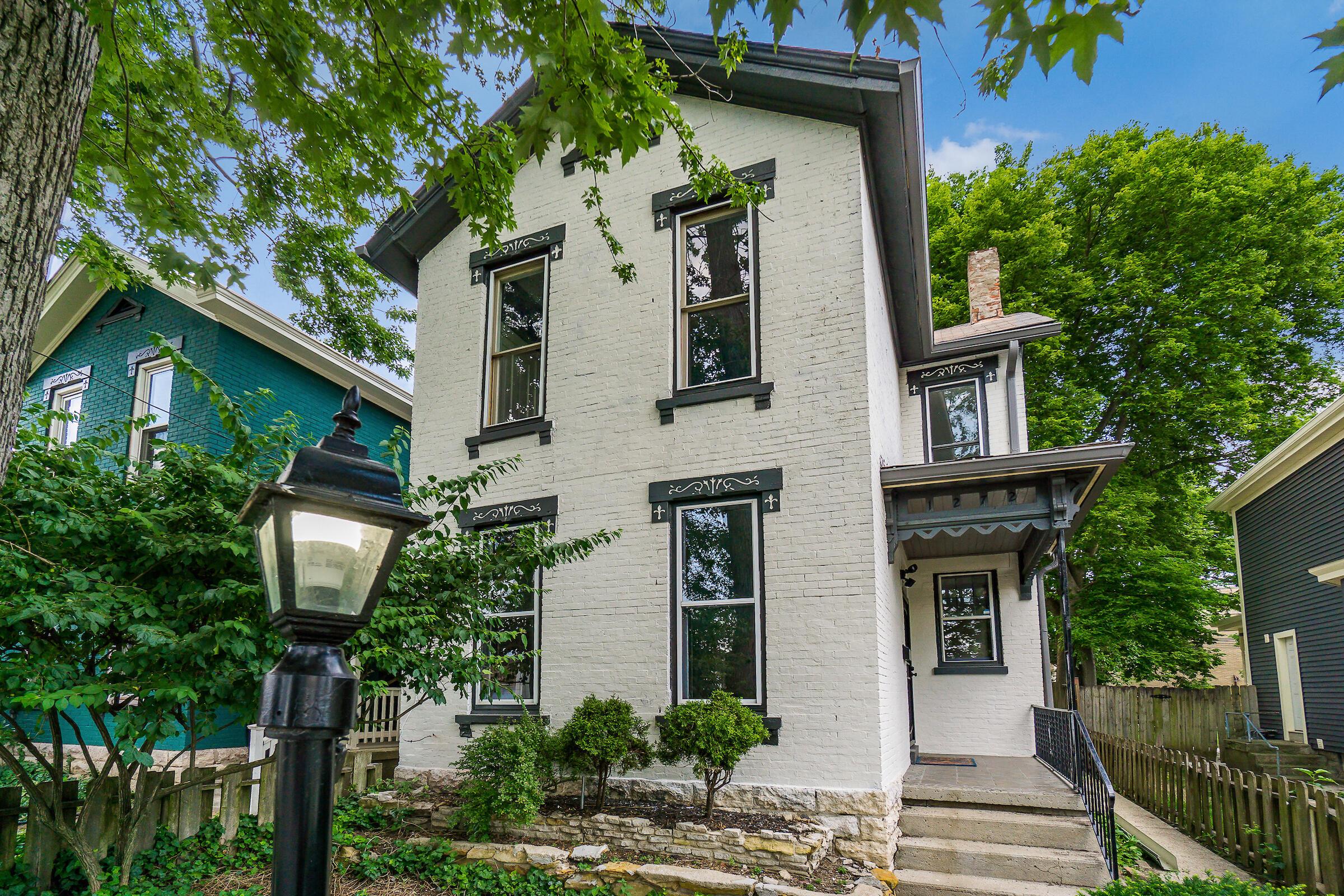 1272 Courtland Ave, Columbus, OH 43201 - MLS 224016301 - Coldwell Banker