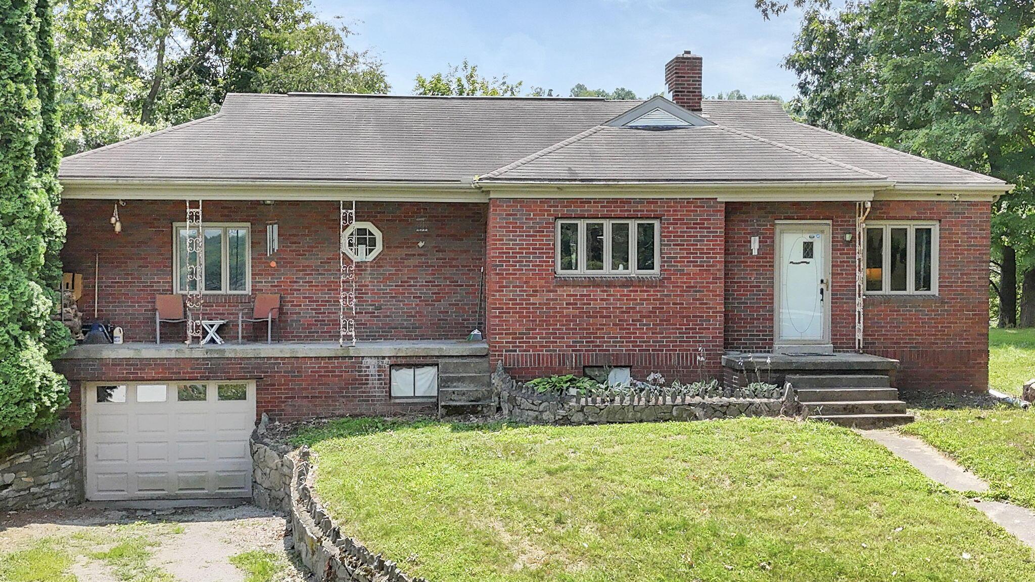 370 Water St, Duncan Falls, OH 43734 - MLS 224025436 - Coldwell Banker