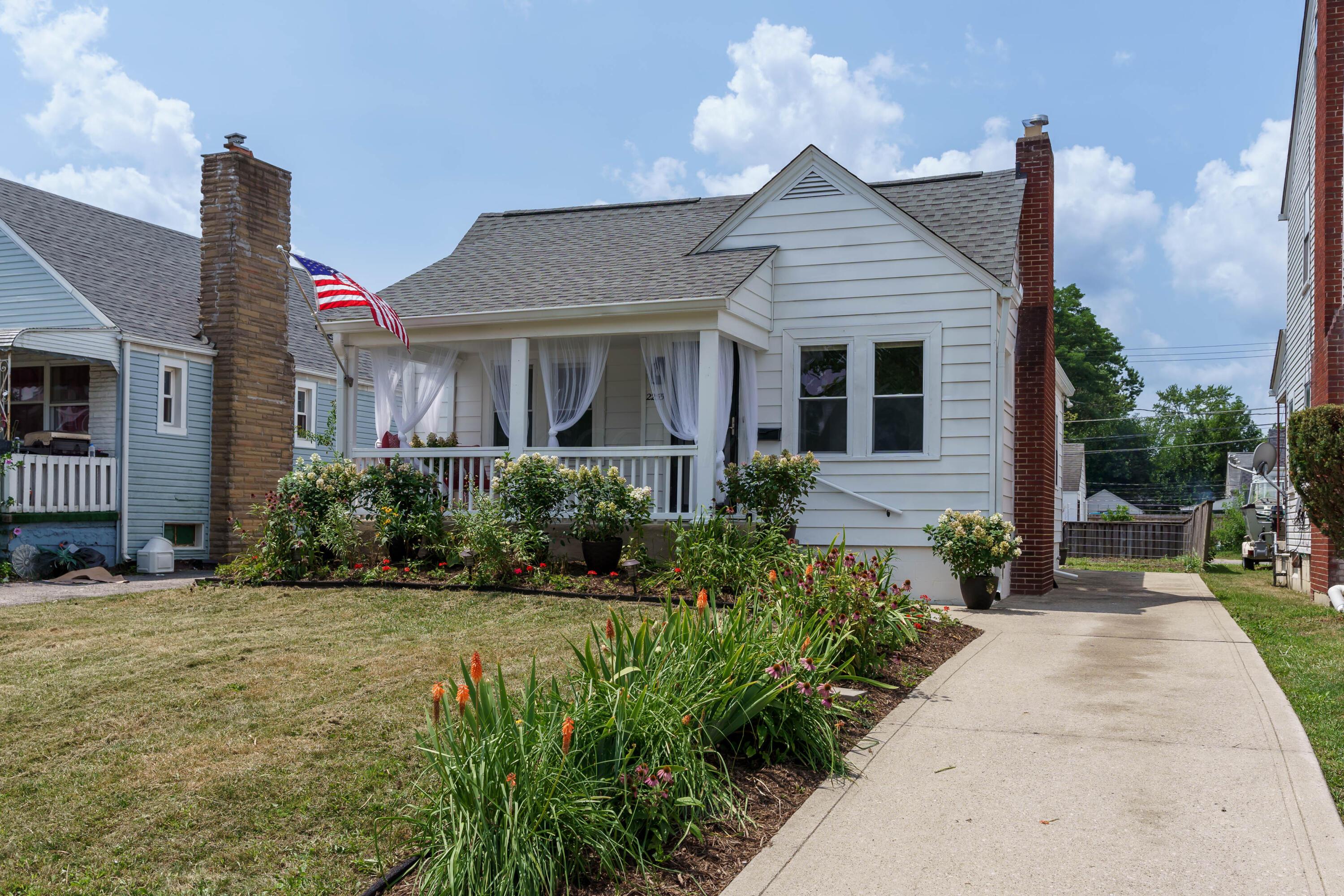 2255 Dresden St, Columbus, OH 43211 - MLS 224025801 - Coldwell Banker