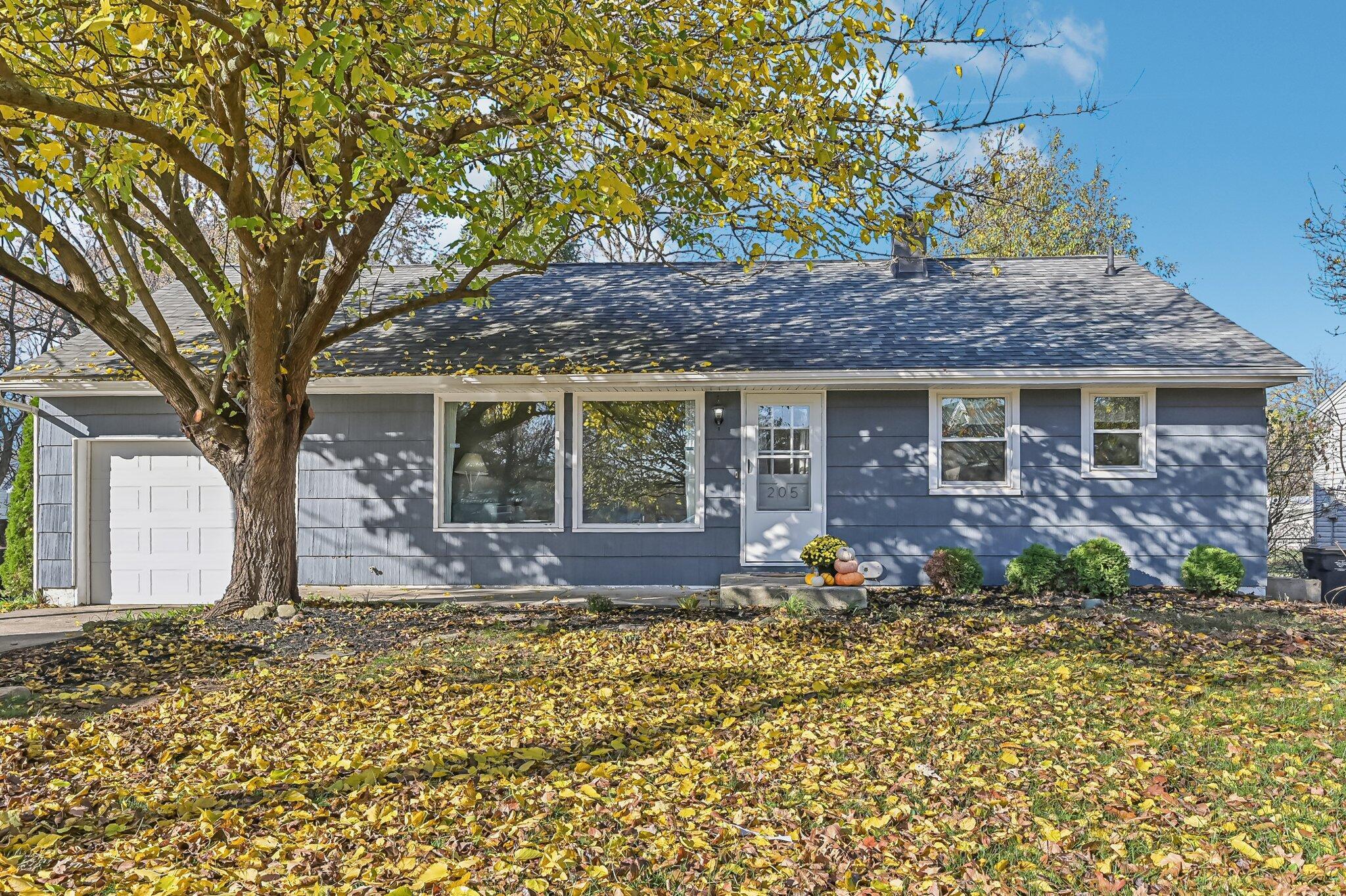 205 S Hamilton Rd, Columbus, OH 43230 - MLS 224033222 - Coldwell Banker