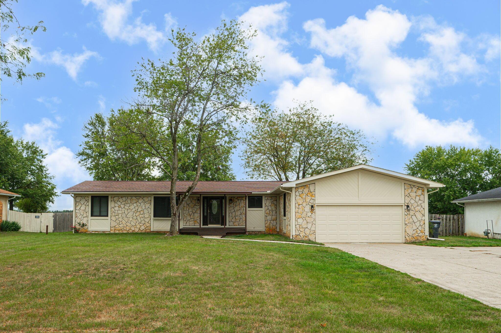 5746 Ebright Rd, Groveport, OH 43125 - MLS 224033786 - Coldwell Banker