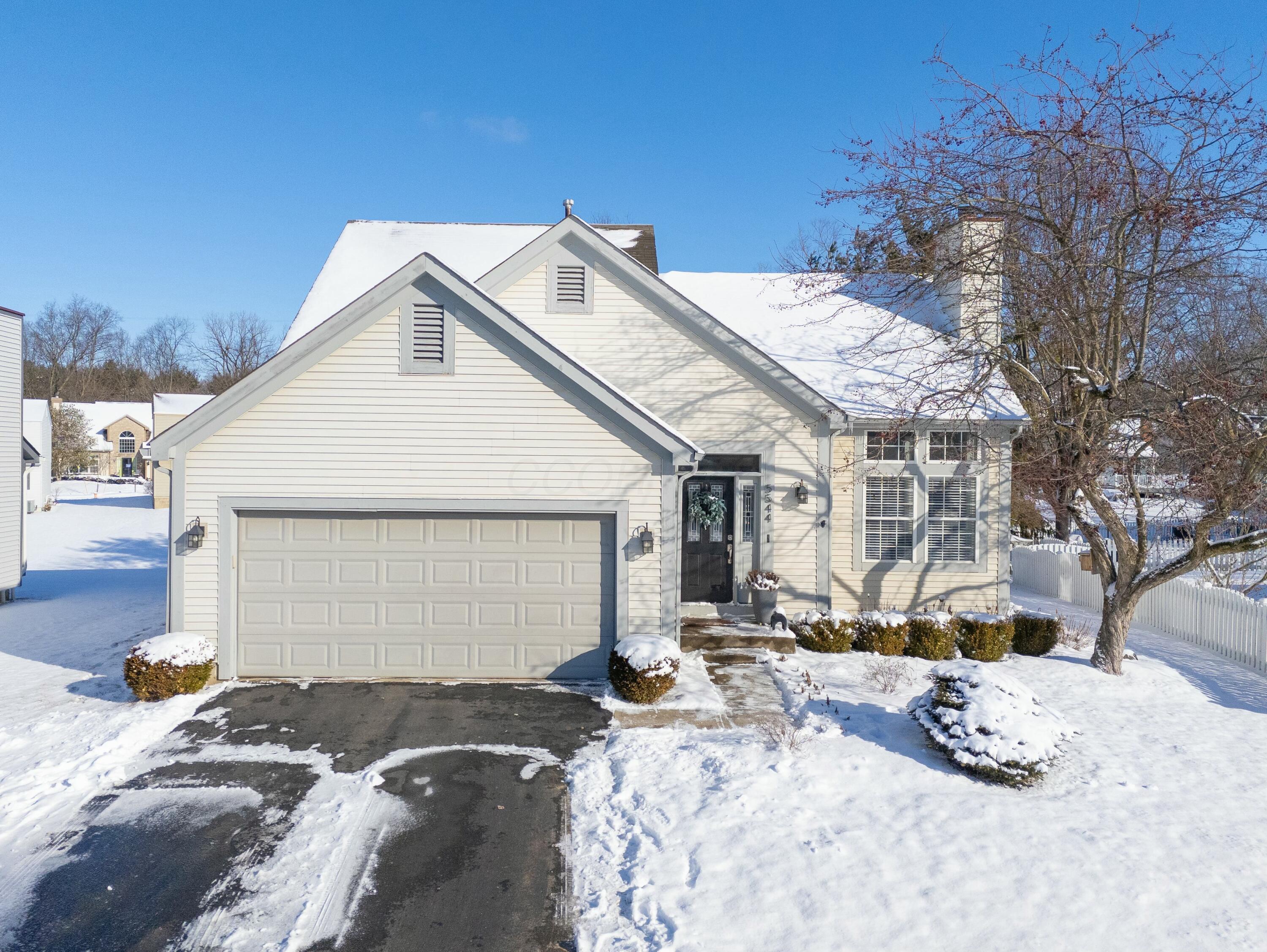 5544 Wolf Run Dr, Columbus, OH 43230 - MLS 225004640 - Coldwell Banker