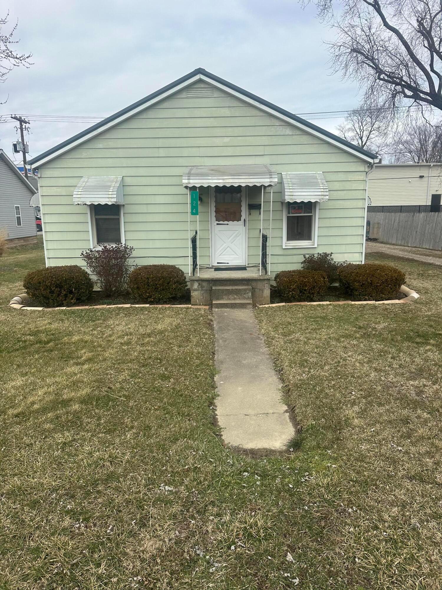 124 W Jefferson St, New Lexington, OH 43764 - MLS 225007318 - Coldwell ...
