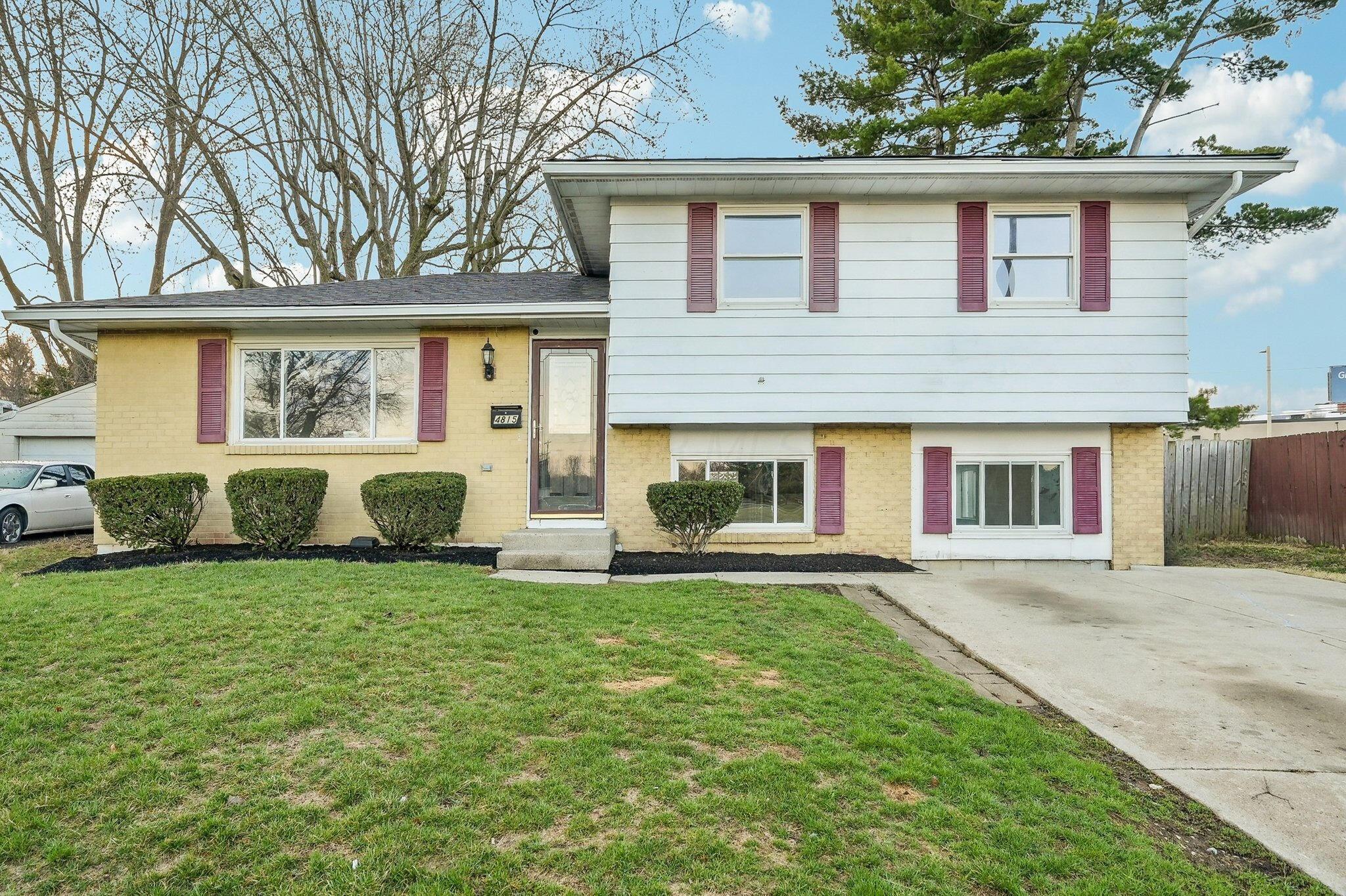 4815 Talbert Dr, Columbus, OH 43232 - MLS 225009712 - Coldwell Banker