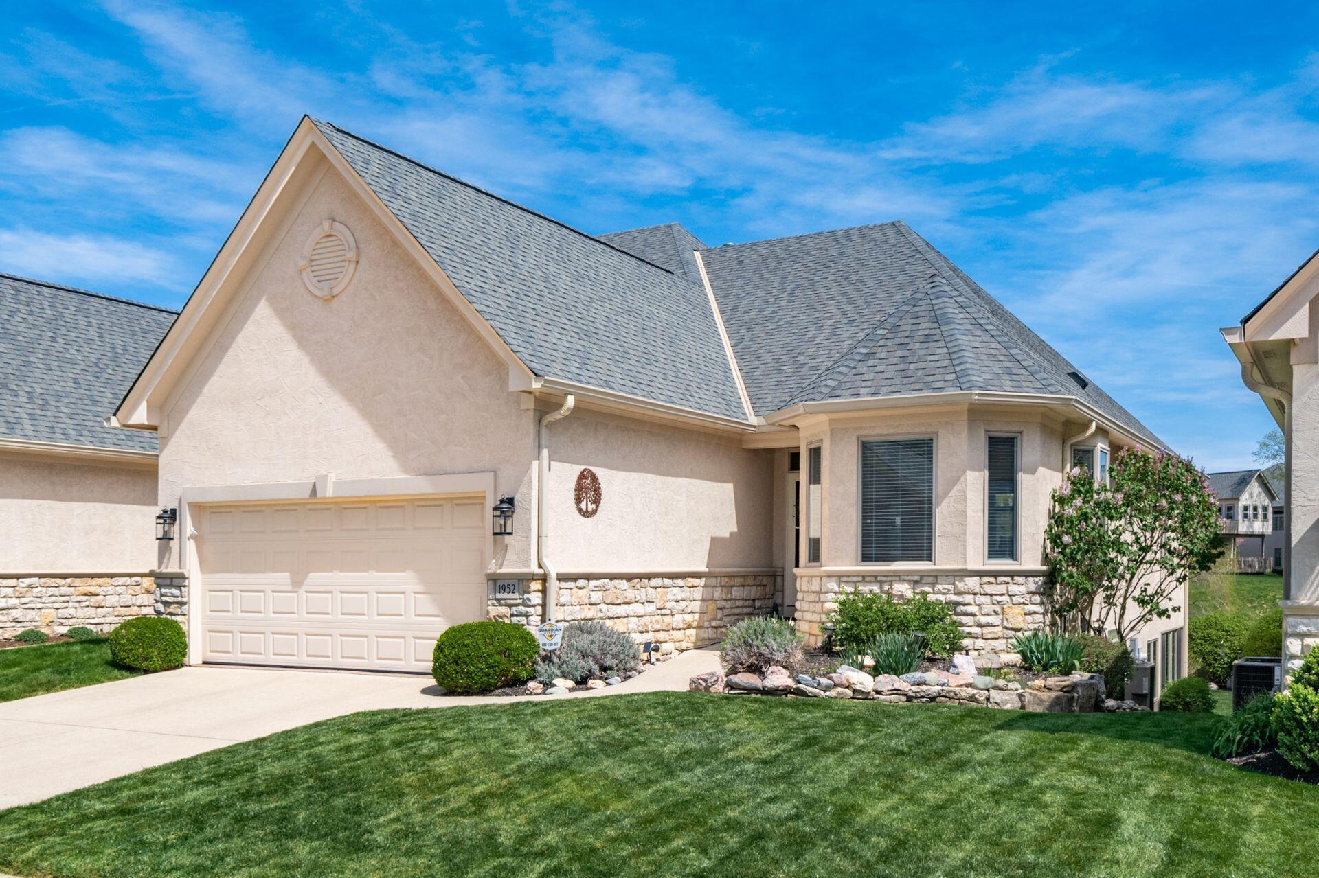 1952 Marblecliff Crossing Ct, Columbus, OH 43204 - MLS 225013367 ...