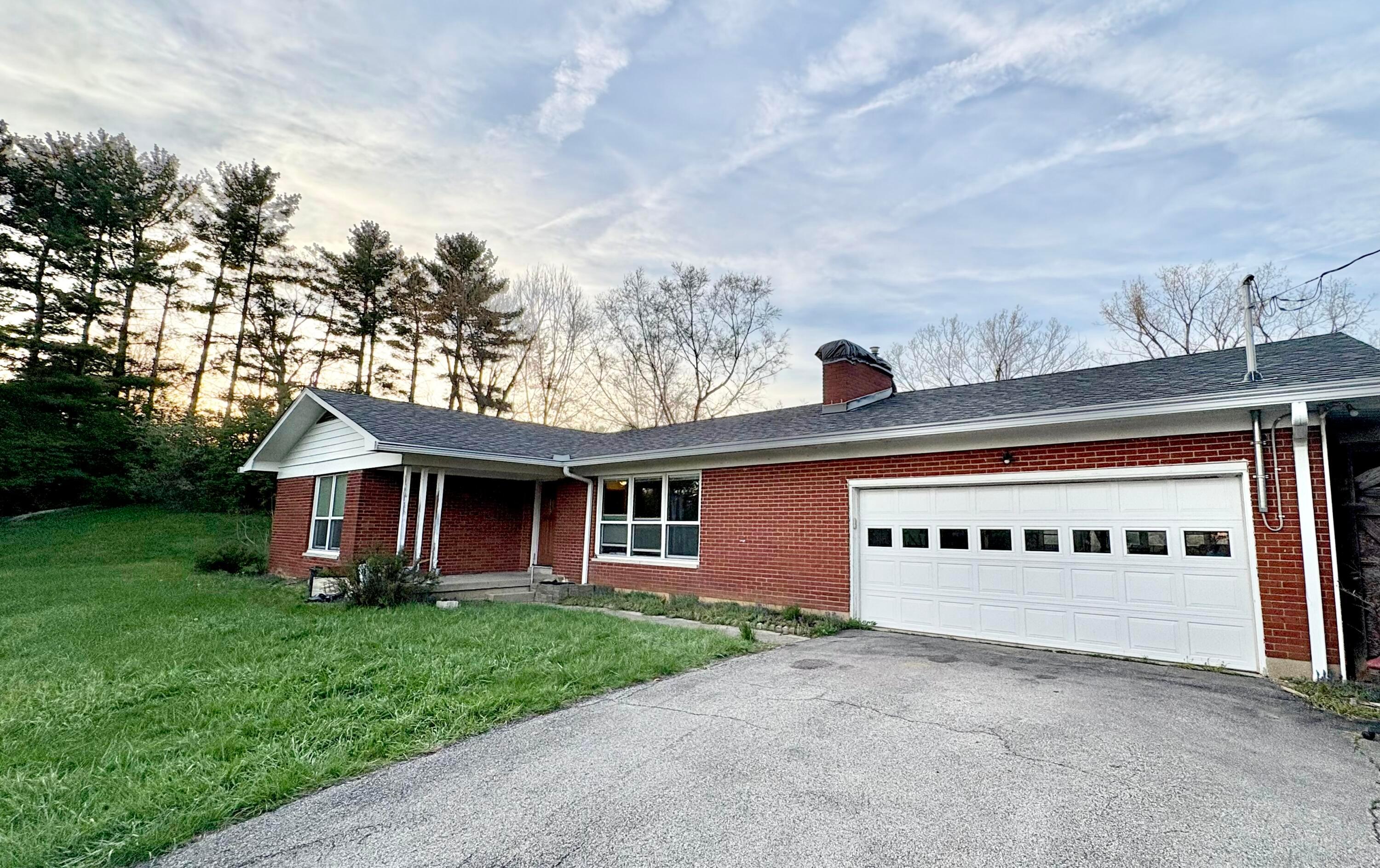 2440 Ross Ln, Springfield, OH 45502 - MLS 225013496 - Coldwell Banker