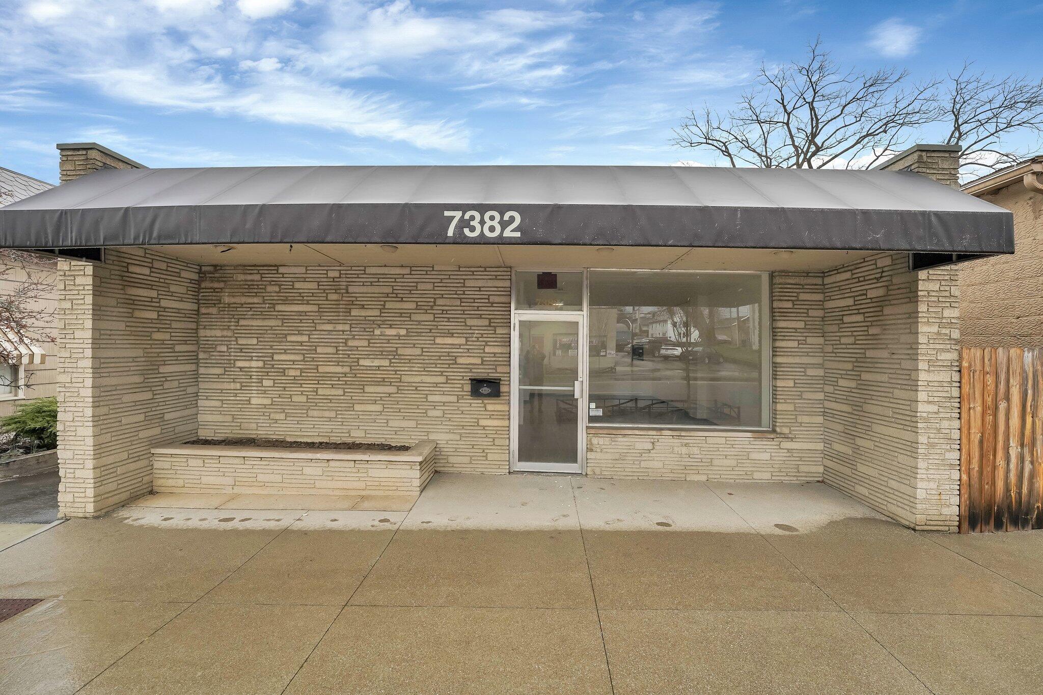 7382 E Main St, Reynoldsburg, OH 43068 - MLS 225018638 - Coldwell Banker