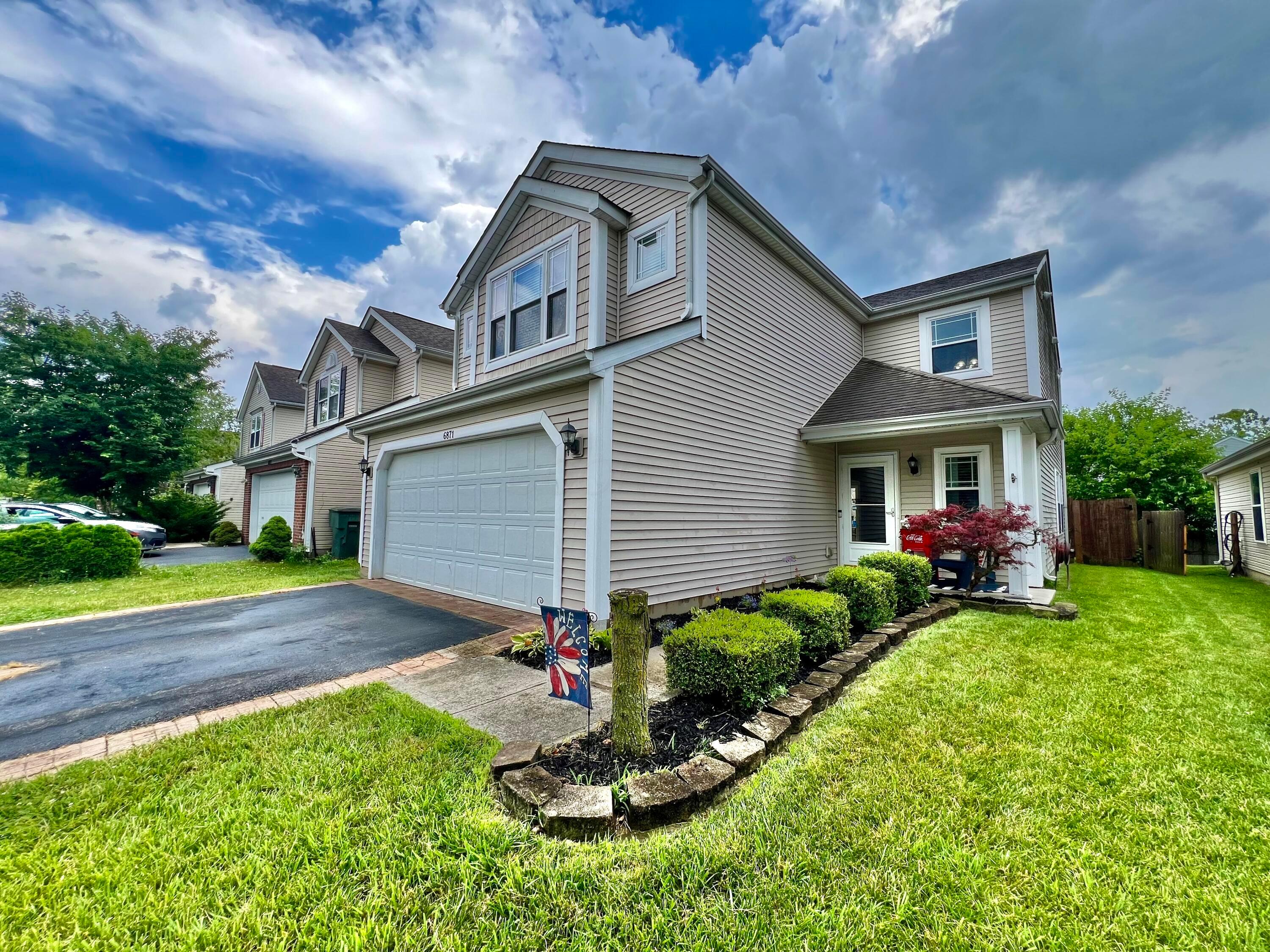 6871 Manor Crest Ln, Canal Winchester, OH 43110 - MLS 225023547 ...