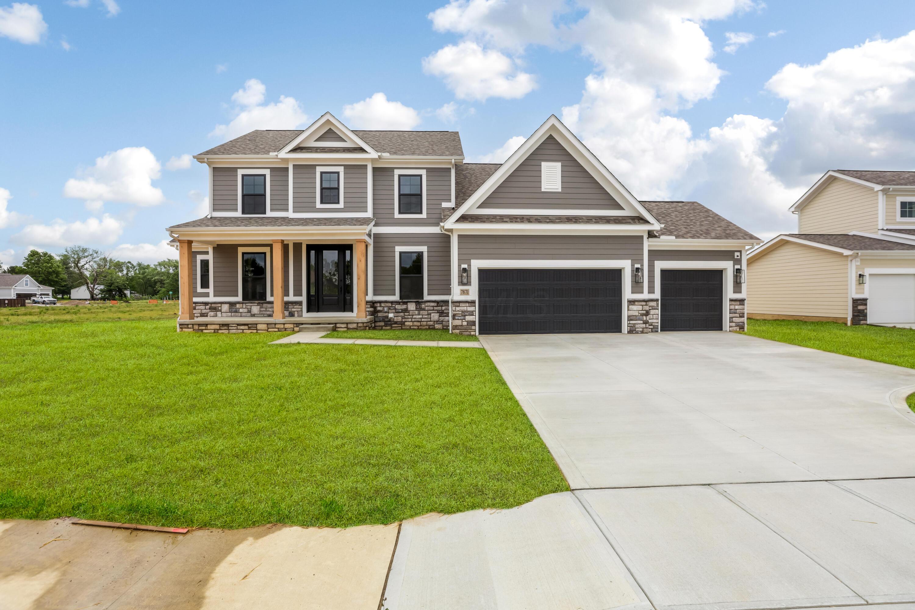 7871 Norman St, Pickerington, OH 43147 - MLS 225024141 - Coldwell Banker