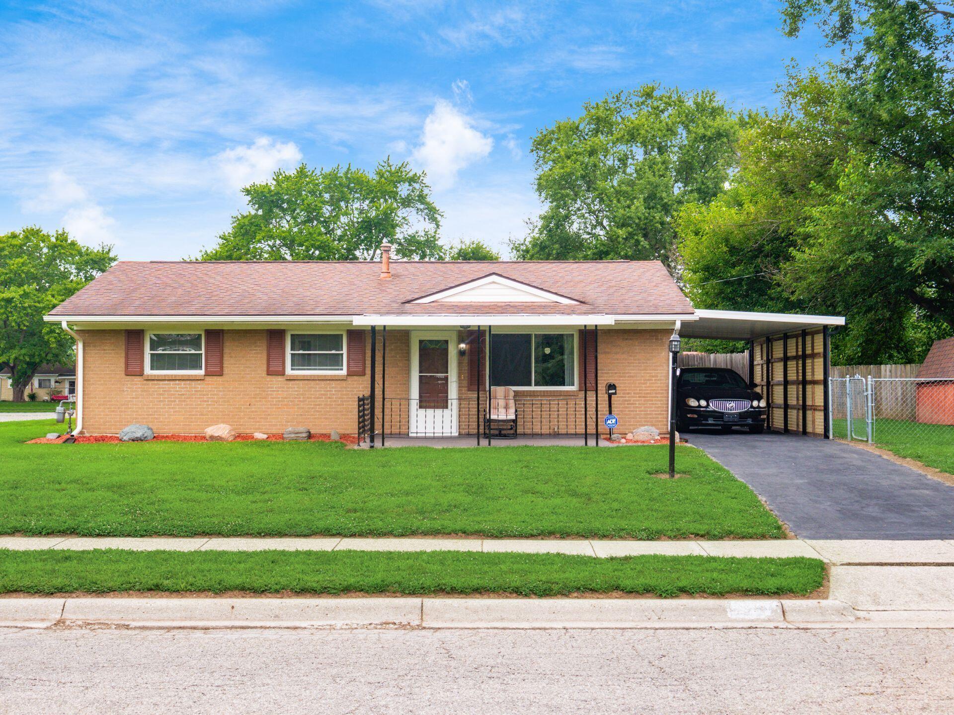 3739 Atkinson Rd, Columbus, OH 43232 - MLS 225028919 - Coldwell Banker