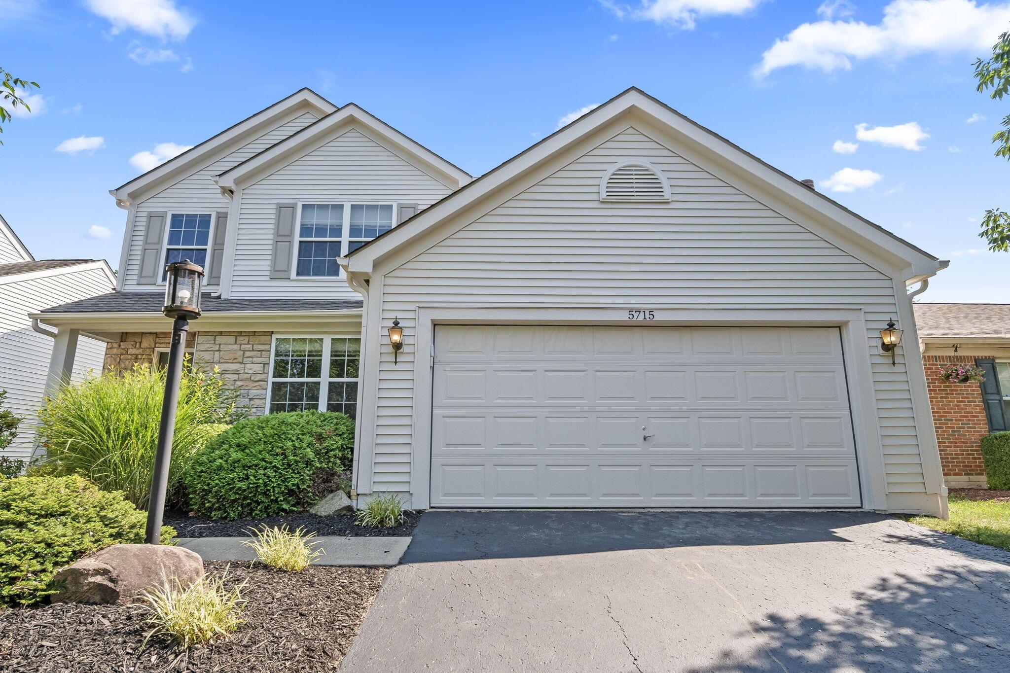 5715 Covington Meadows Dr, Westerville, OH 43082 - MLS 225028994 ...