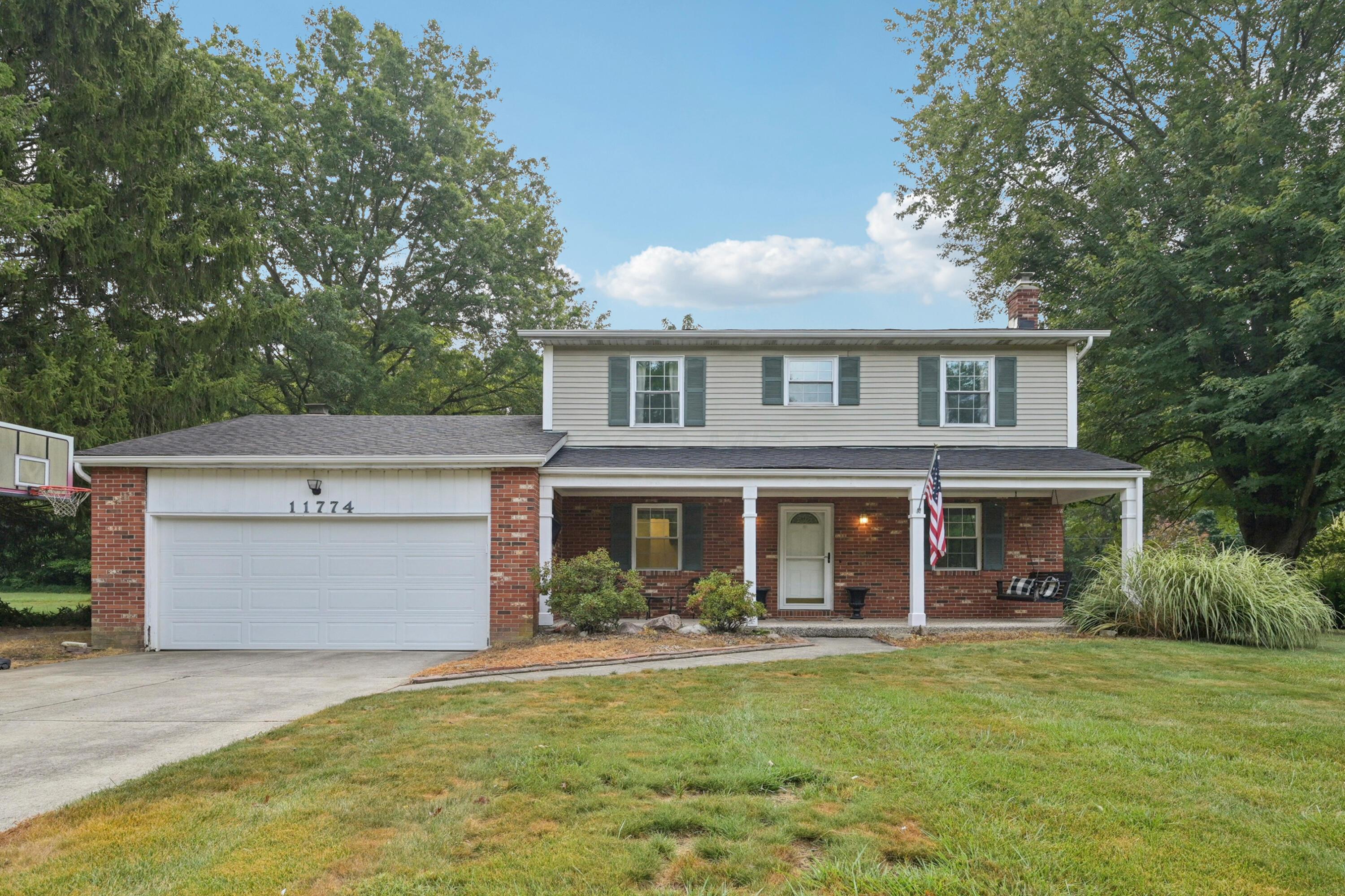 11774 Kennington Square E, Pickerington, OH 43147 - MLS 225032972 ...