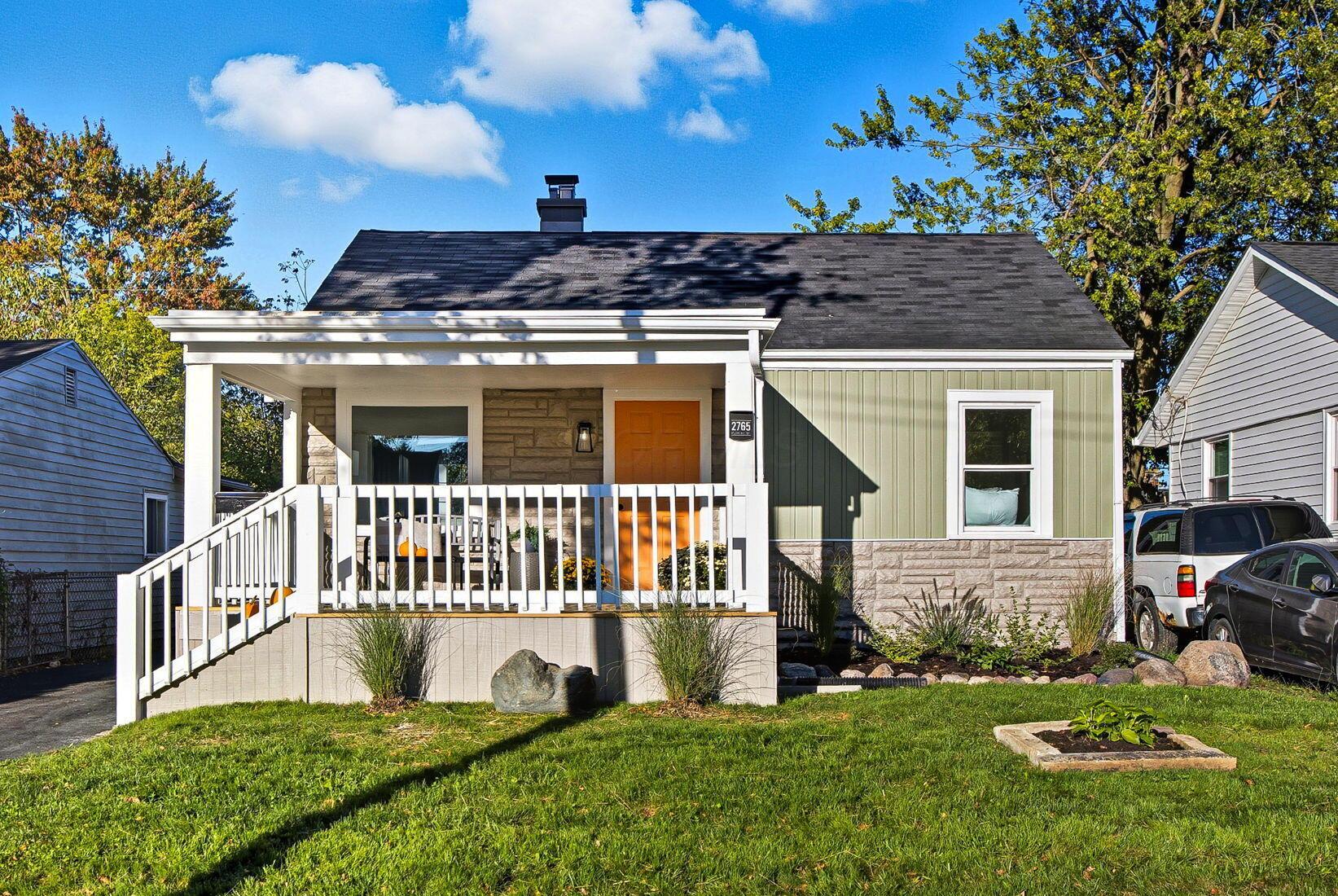 2765 Pontiac St, Columbus, OH 43211 - MLS 225038509 - Coldwell Banker
