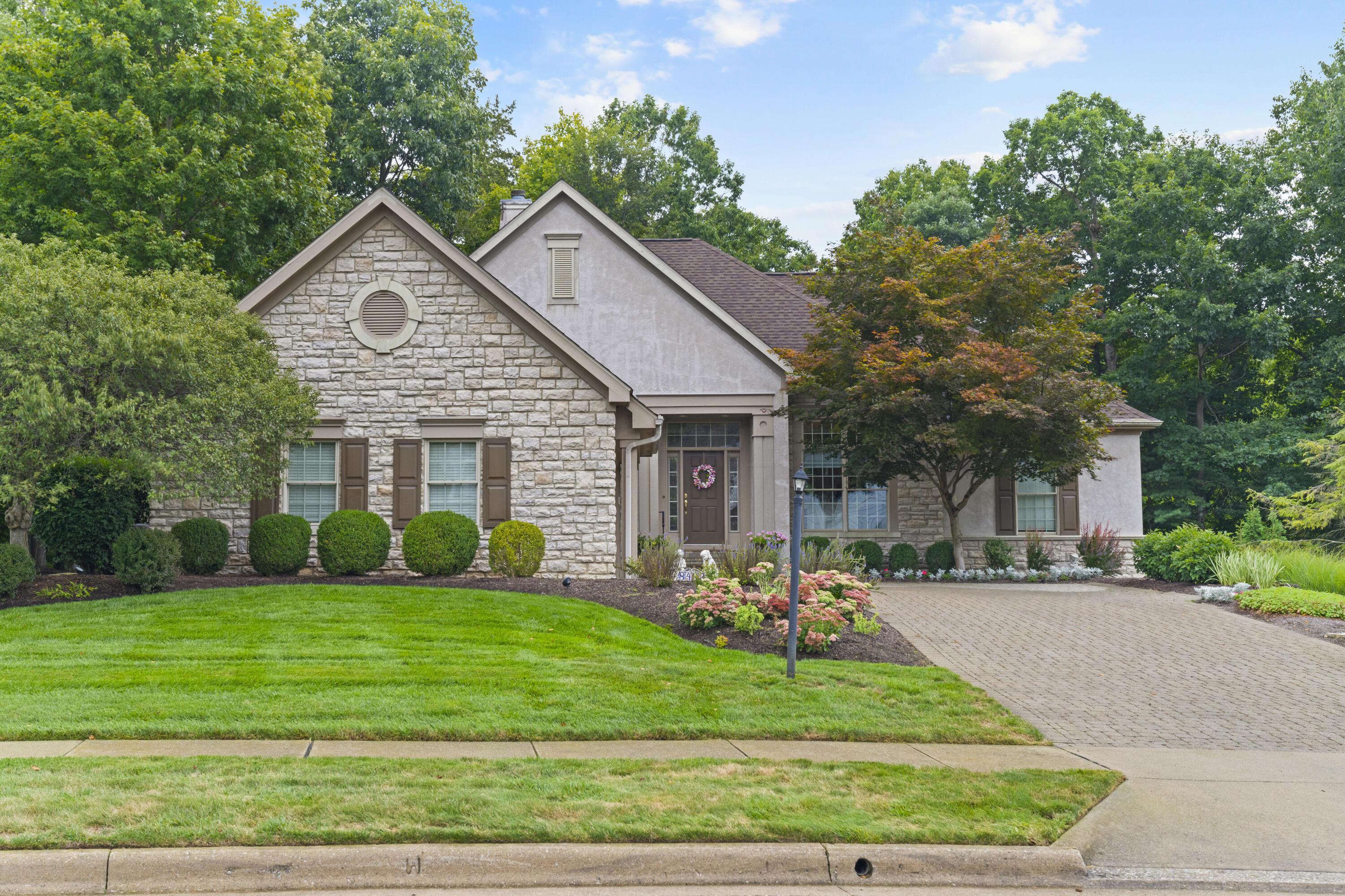 8483 Misty Woods Cir, Powell, OH 43065 - MLS 225039244 - Coldwell Banker