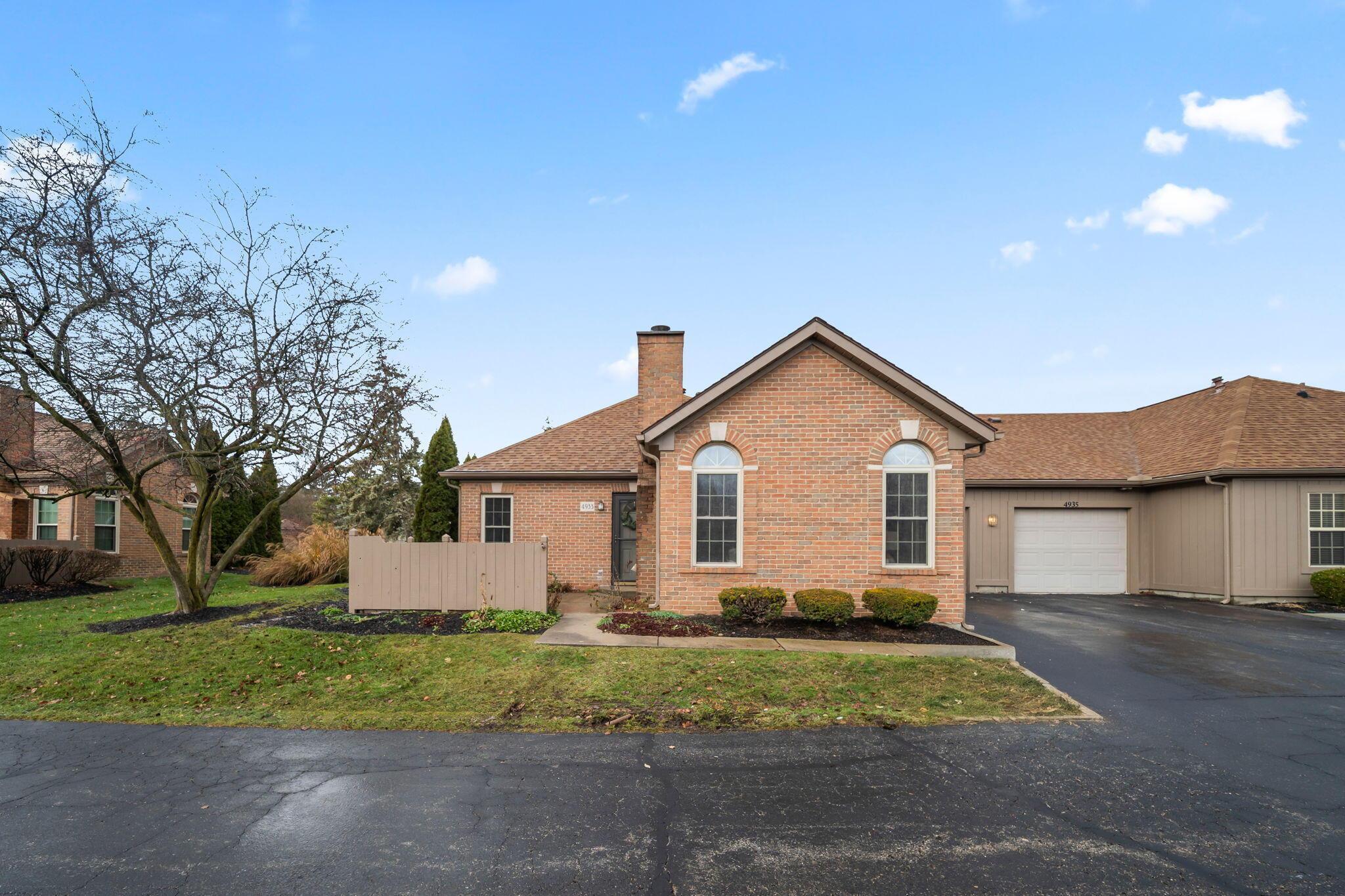 4933 Berry Leaf Pl, Hilliard, OH 43026 - MLS 225045437 - Coldwell Banker