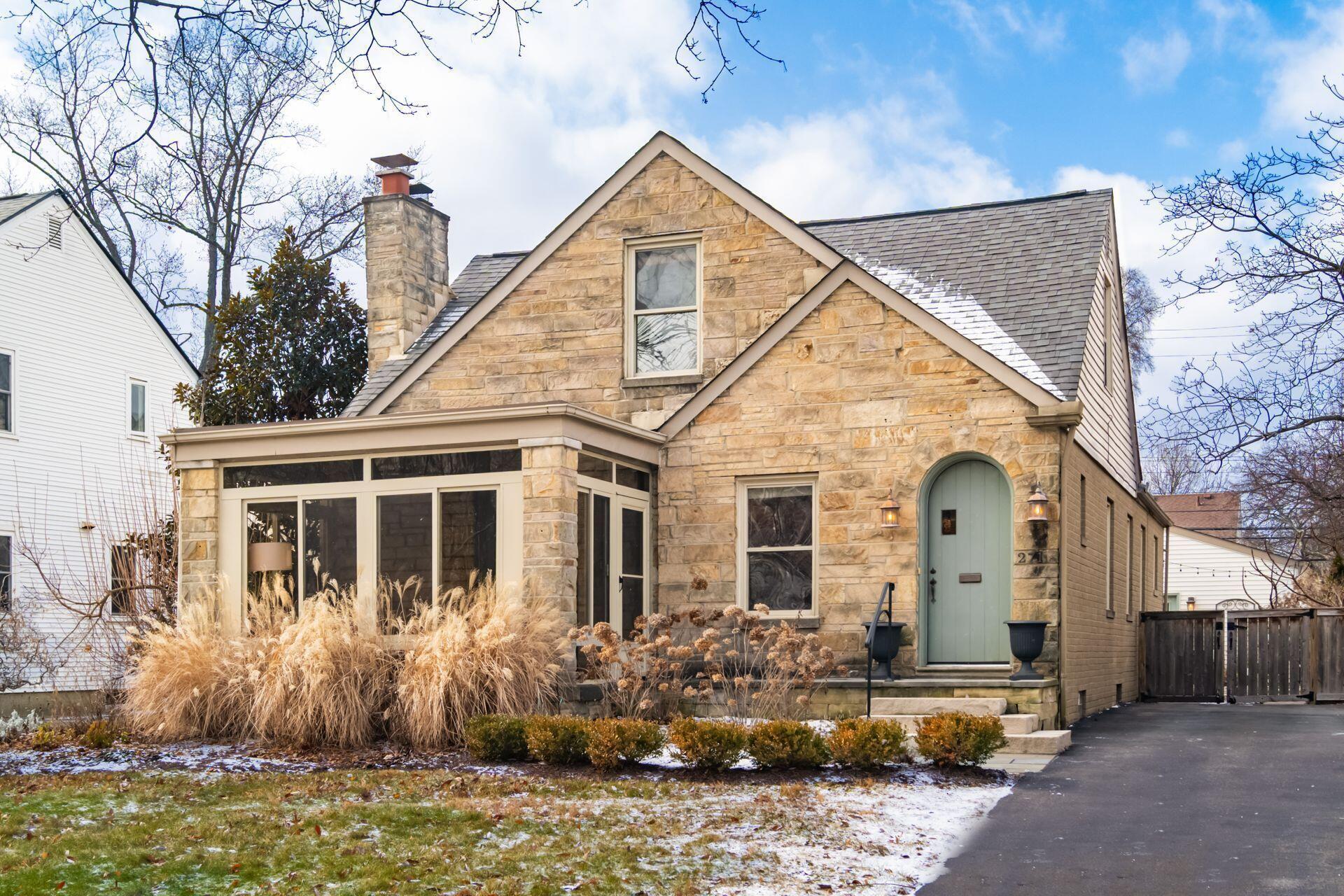 271 S Cassingham Rd, Bexley, OH 43209 - MLS 226003103 - Coldwell Banker