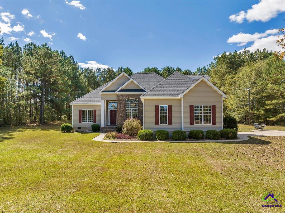 8704 Lower Thomaston Rd, Lizella, GA 31052 - MLS 236129 - Coldwell Banker