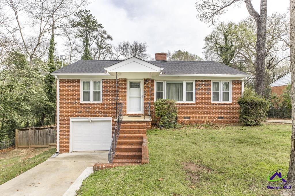 310 Oakview Square, Warner Robins, GA 31093 - MLS 251713 - Coldwell Banker