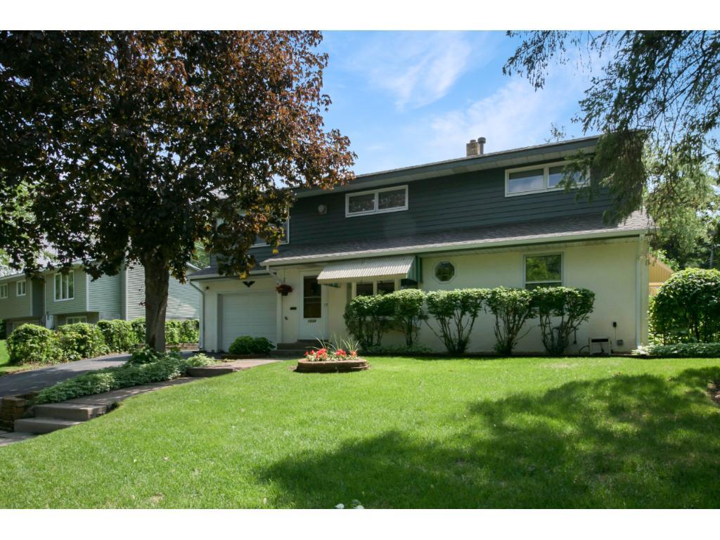 1534 Furness Pkwy, Saint Paul, MN 55119 - MLS 4958959 - Coldwell Banker