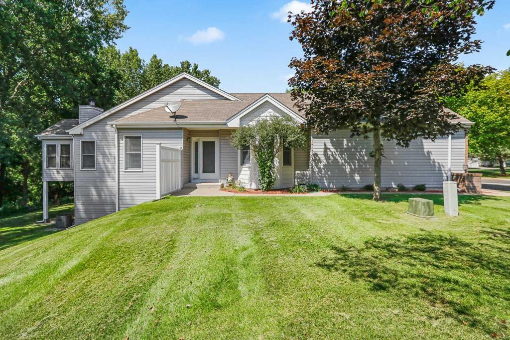 15034 Windemere Ln, Burnsville, MN 55306 - MLS 5268286 - Coldwell Banker