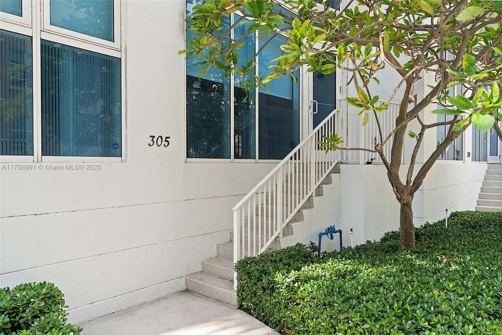 305 NE 20th Terrace #TH 104, Miami, FL 33137 - MLS A11758991 - Coldwell ...