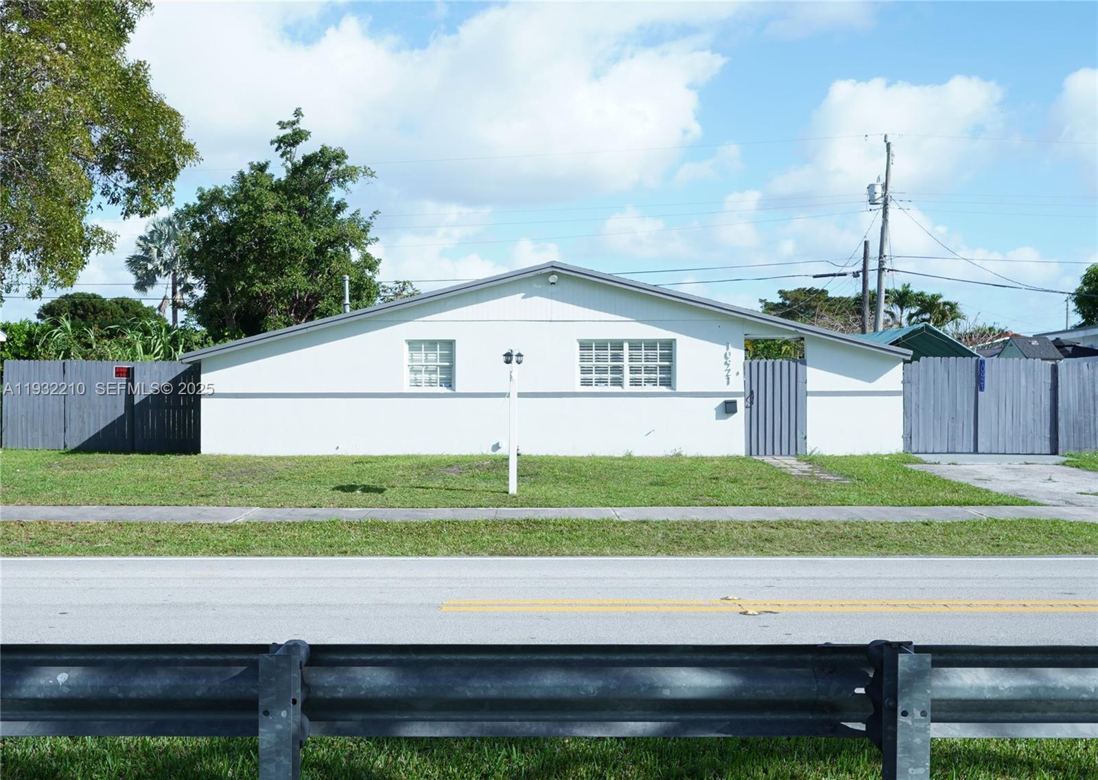 10921 N Snapper Creek Dr, Miami, FL 33173 - MLS A11932210 - Coldwell Banker
