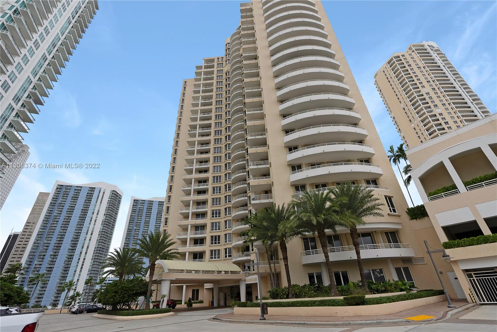 888 Brickell Key Dr #811, Miami, FL 33131 - MLS A11308374 - Coldwell Banker