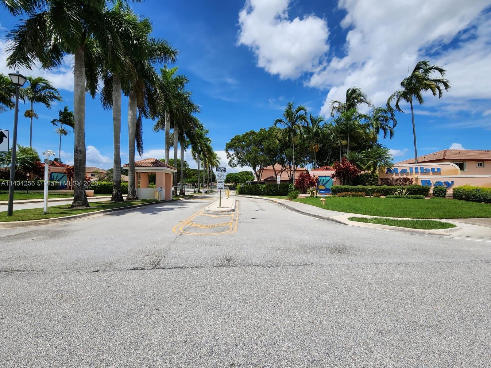 727 NW 208th Dr, Pembroke Pines, FL 33029 - MLS A11434256 - Coldwell Banker