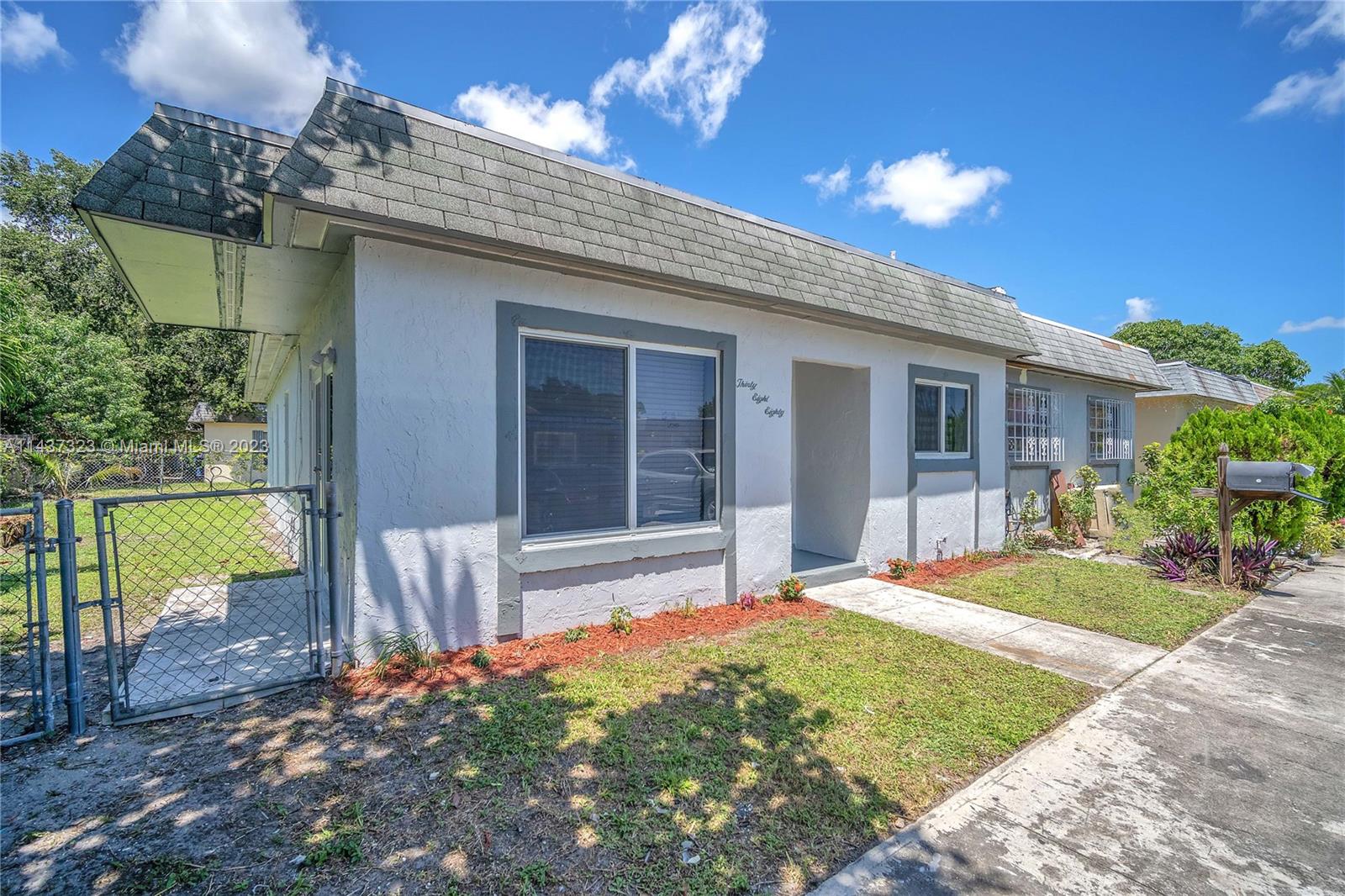 3880 NW 207th St Rd, Miami Gardens, FL 33055 - MLS A11437323 - Coldwell ...