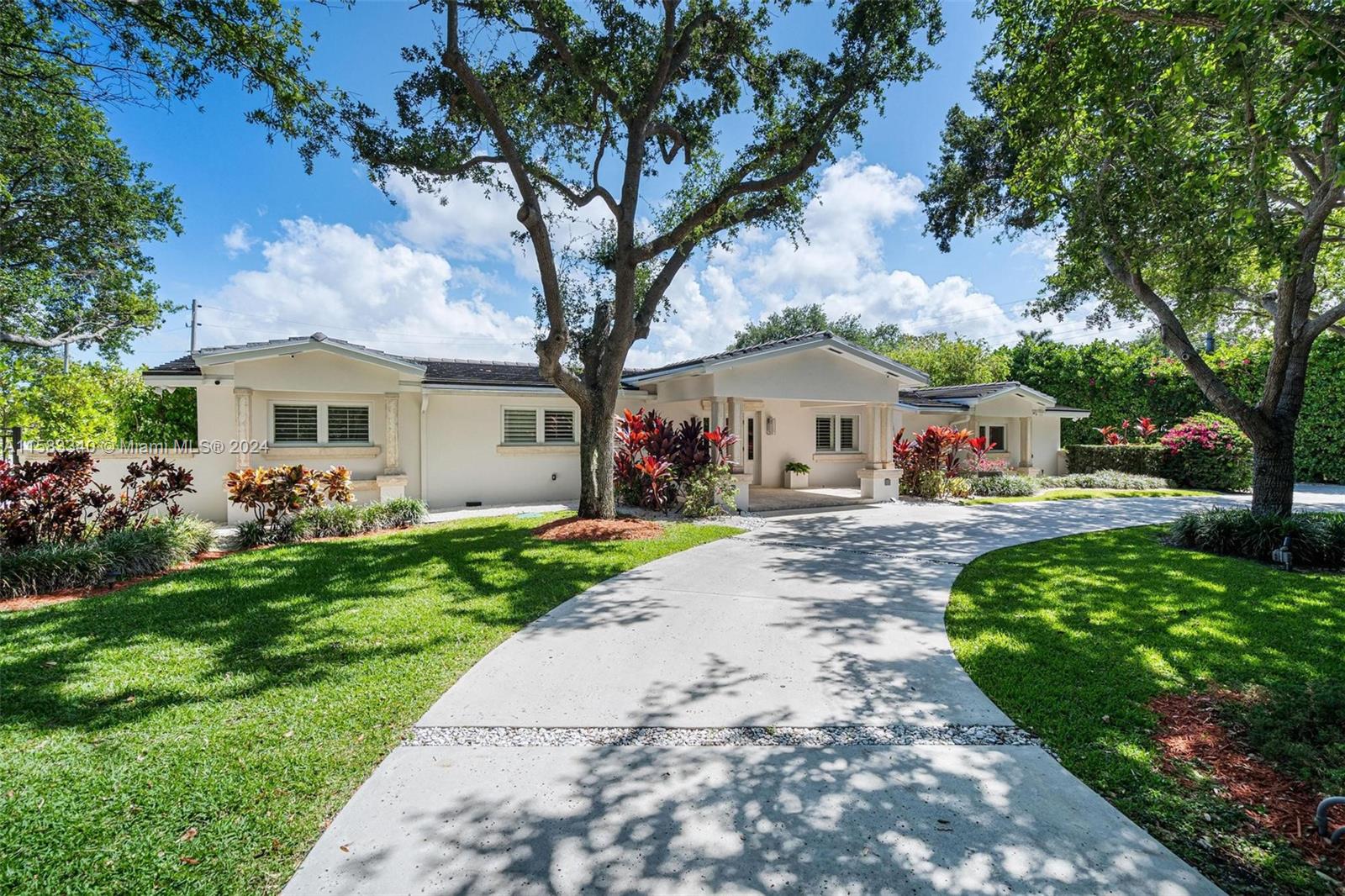 7160 SW 124th St, Pinecrest, FL 33156 - MLS A11583340 - Coldwell Banker