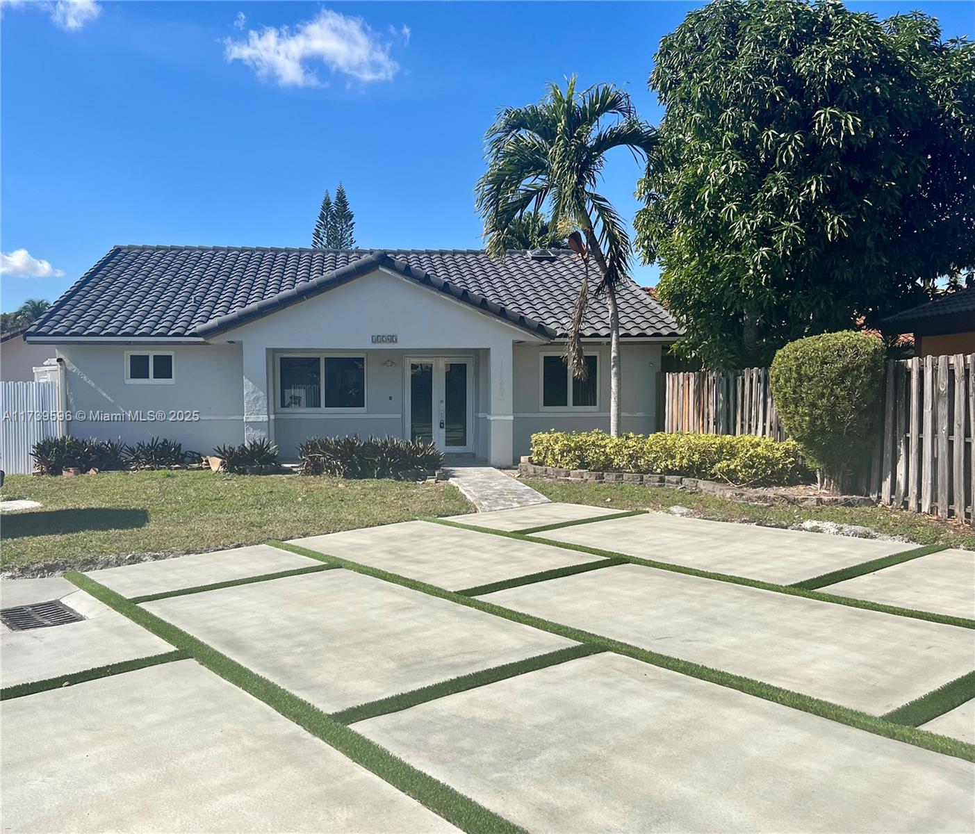 11263 SW 74th St, Miami, FL 33173 - MLS A11739596 - Coldwell Banker