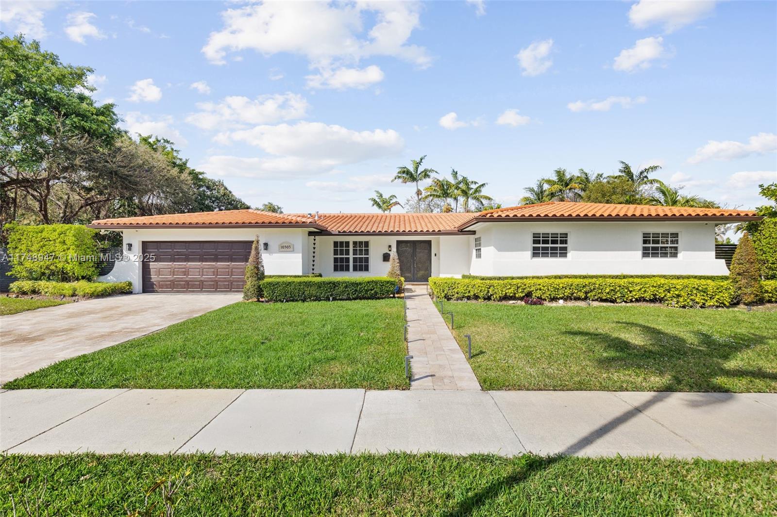 10303 SW 120th St, Miami, FL 33176 - MLS A11748947 - Coldwell Banker