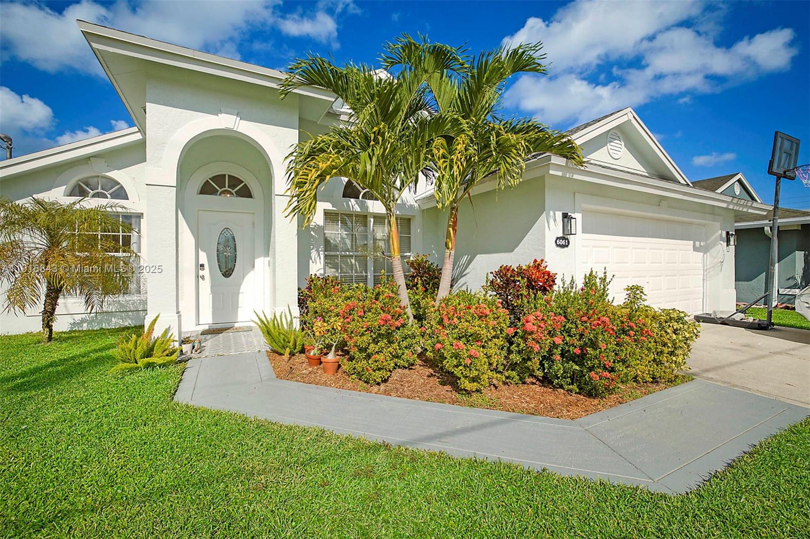 6061 Mullin St, Jupiter, FL 33458 - MLS A11918843 - Coldwell Banker